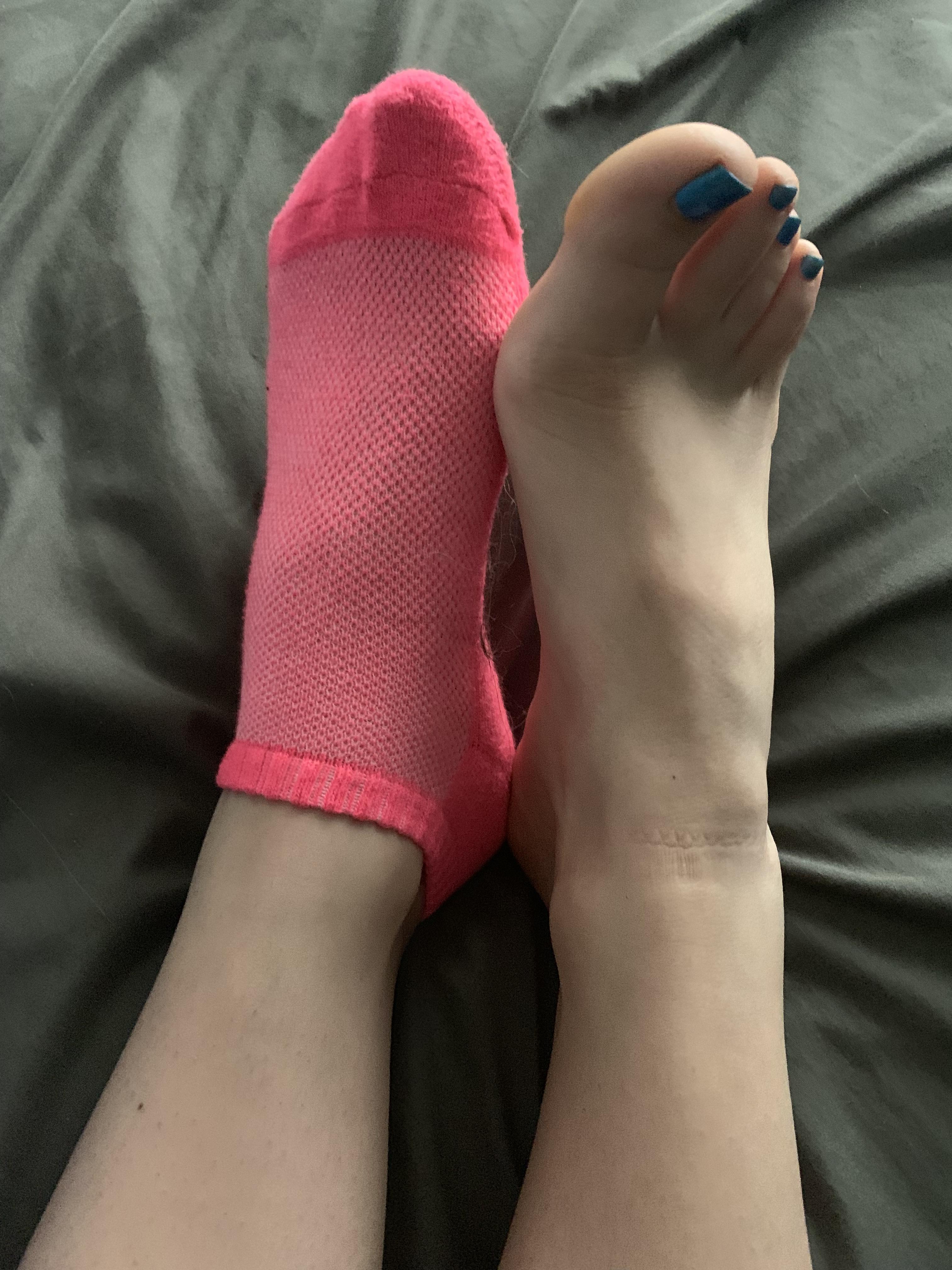 On off Socks | Scrolller