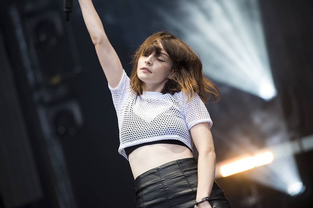 On stage | Scrolller