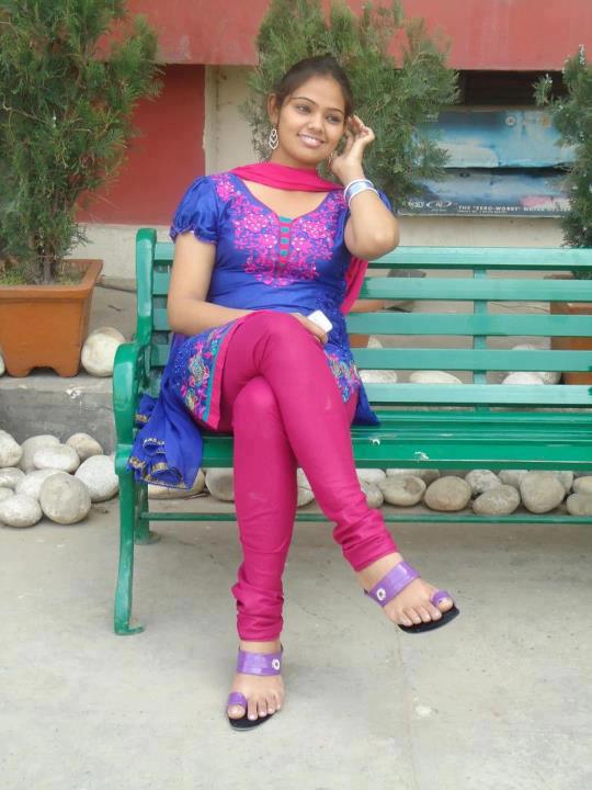 On the bench | Scrolller