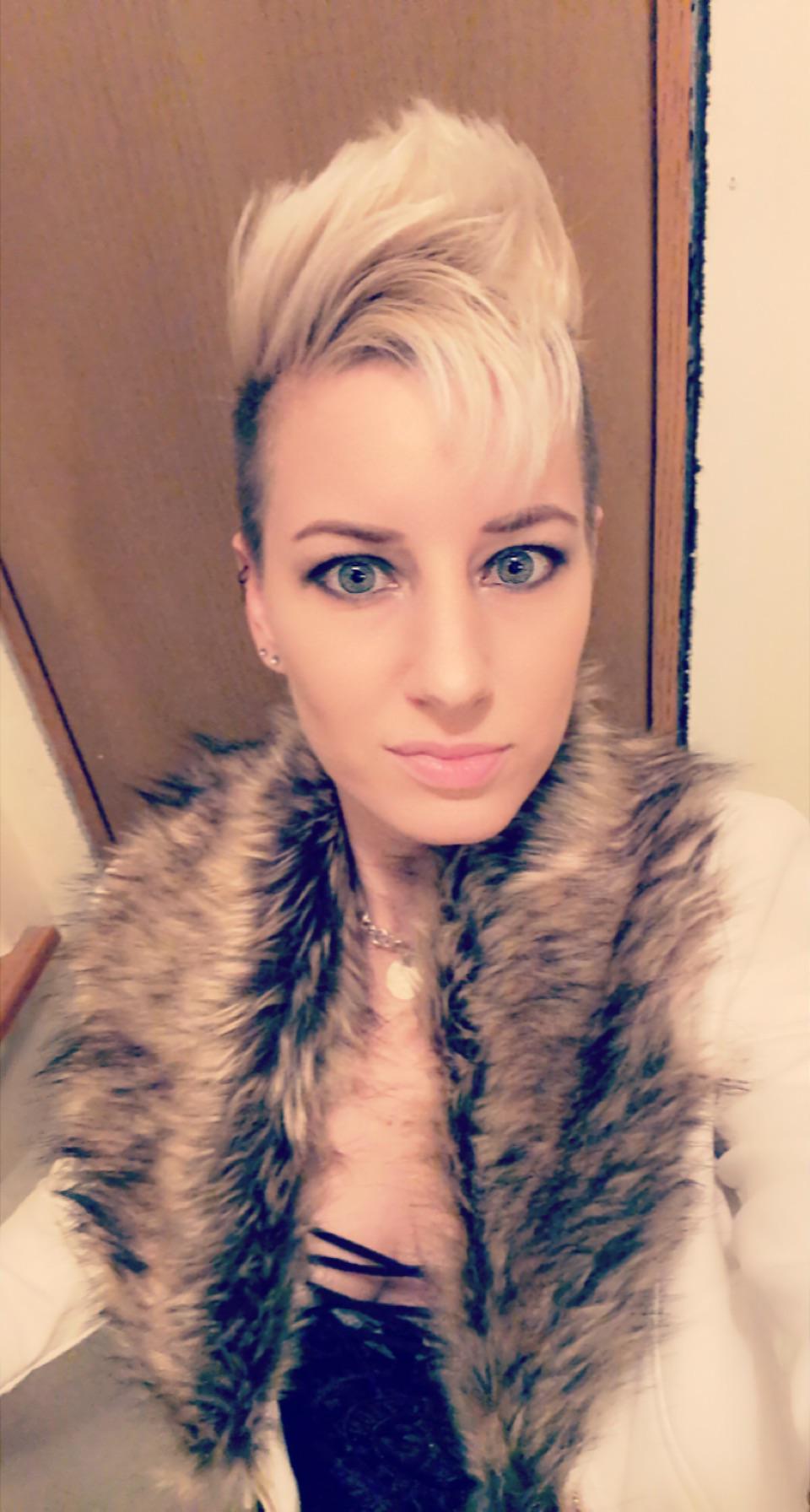 On the girlier side! | Scrolller