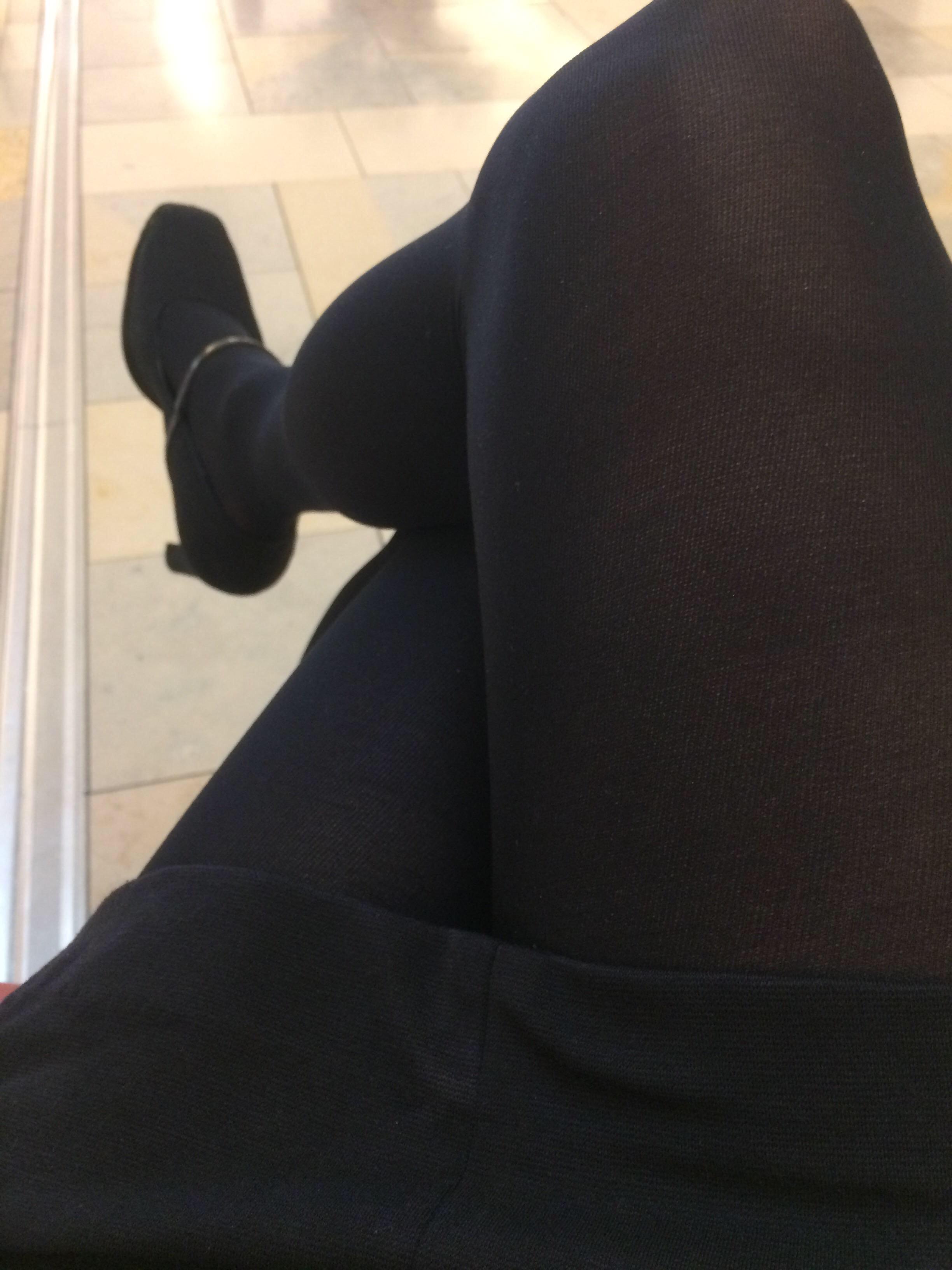 Opaque tights | Scrolller