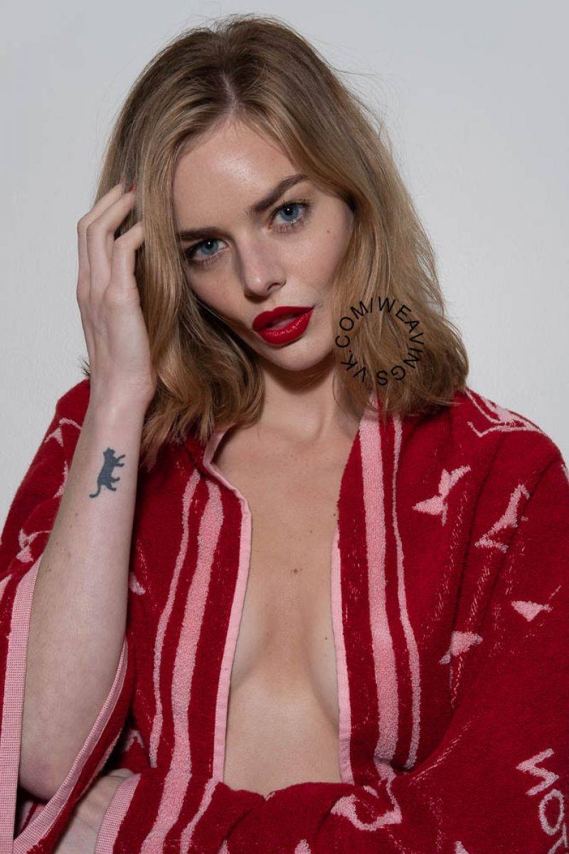 Open Robe | Scrolller