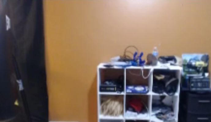 orange wall appreciation thread | Scrolller