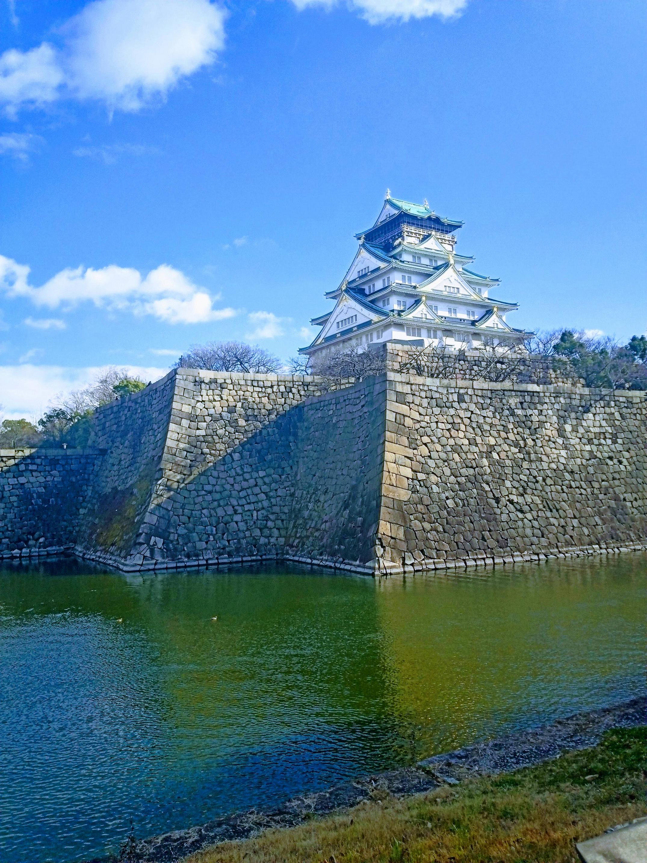 Osaka Castle | Scrolller