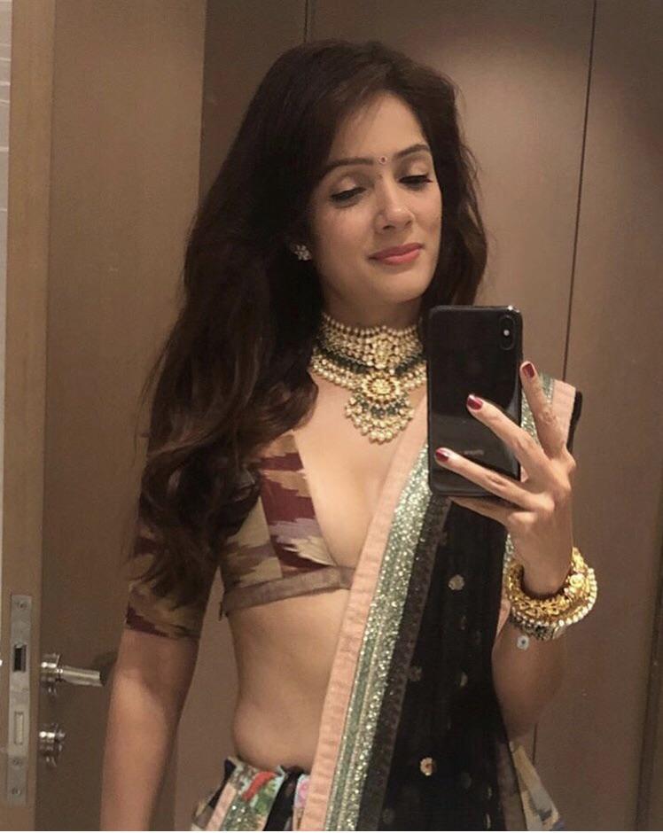 Our chak de India captain is hot property now. | Scrolller