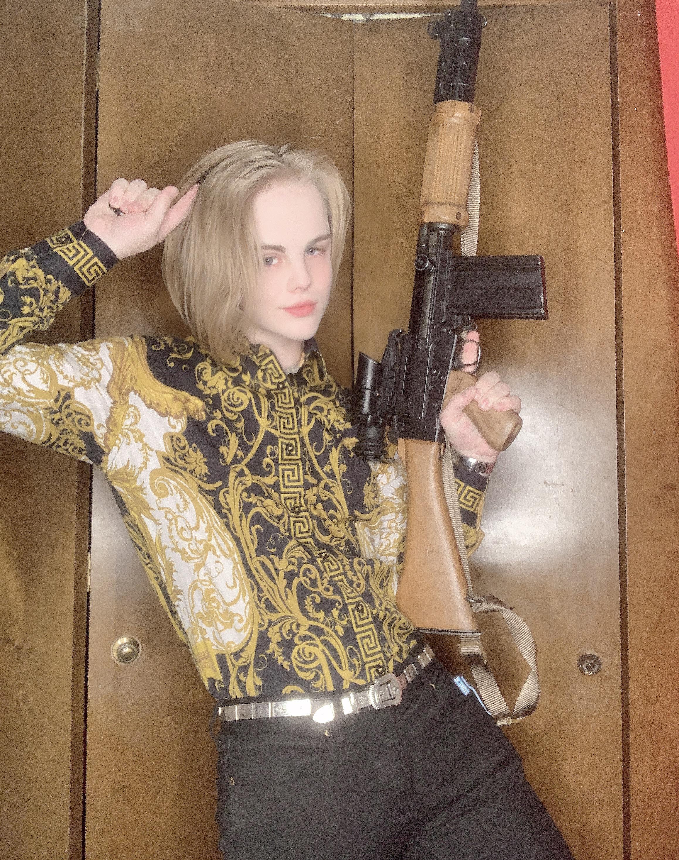 Out of cosplay drip, FN FAL let’s fucking go! | Scrolller