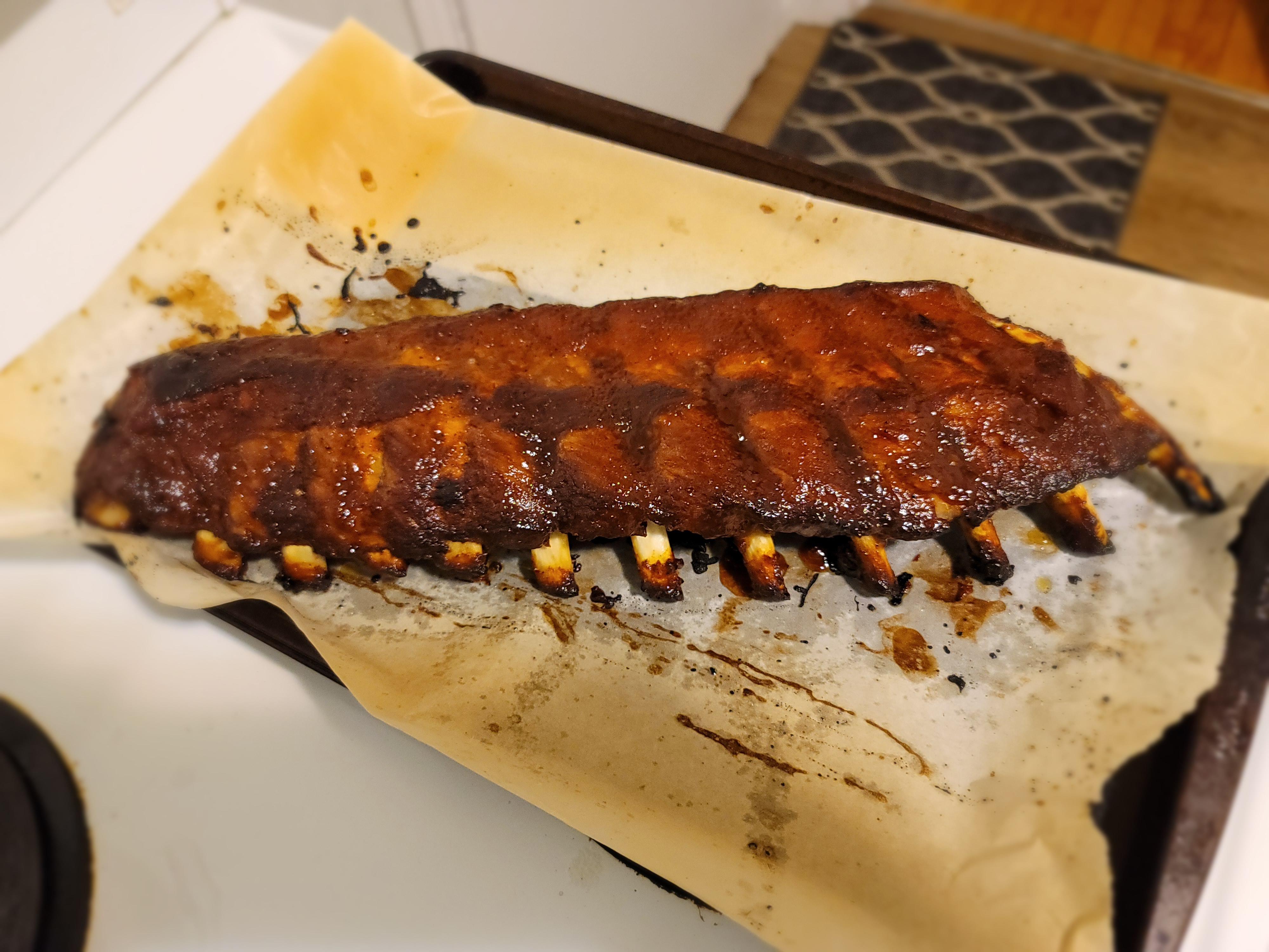 Oven baked pork back ribs with apple BBQ sauce | Scrolller