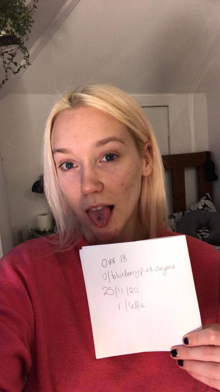 (Over 18) | Scrolller