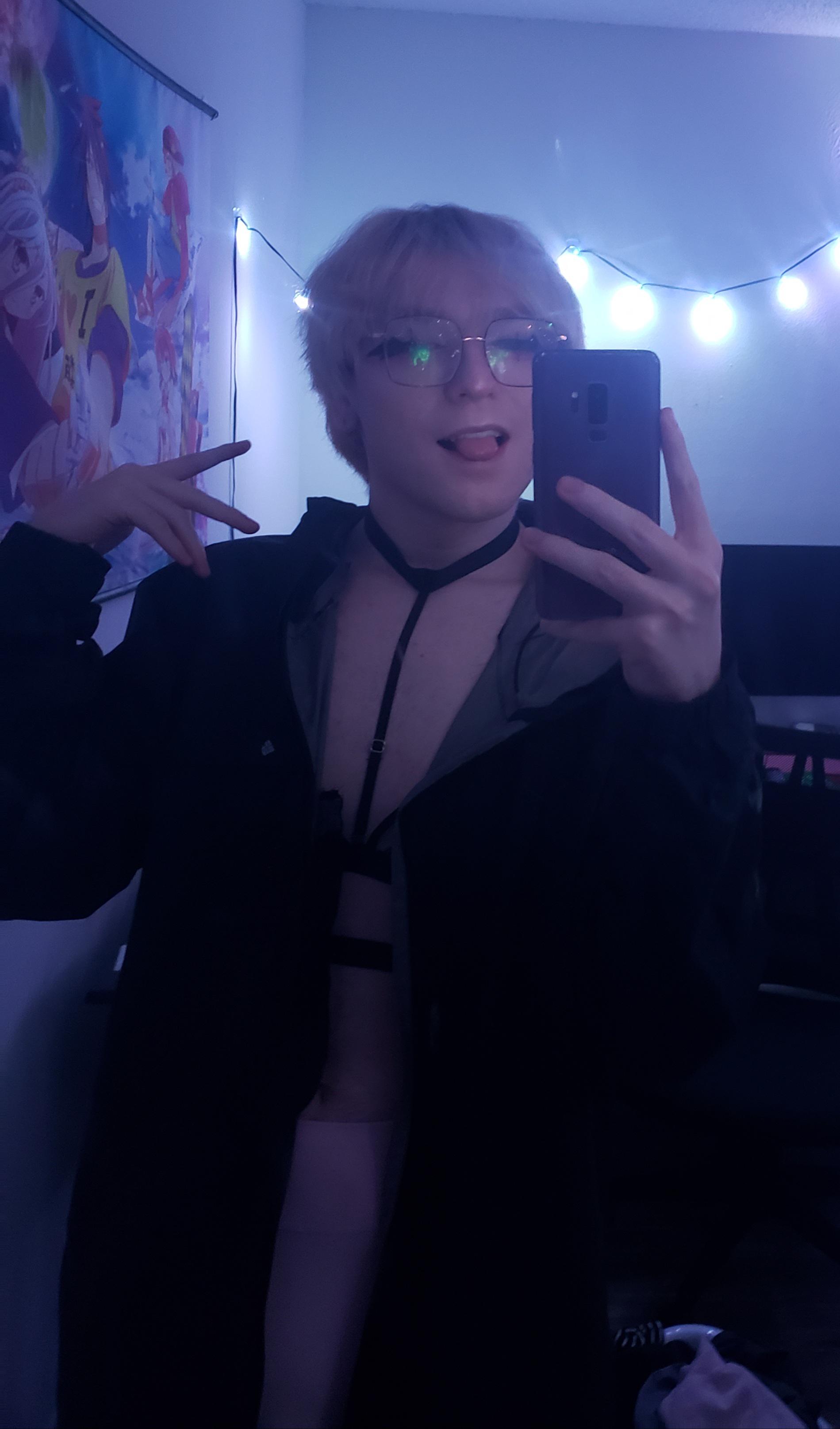 Oversized jackets are radical | Scrolller