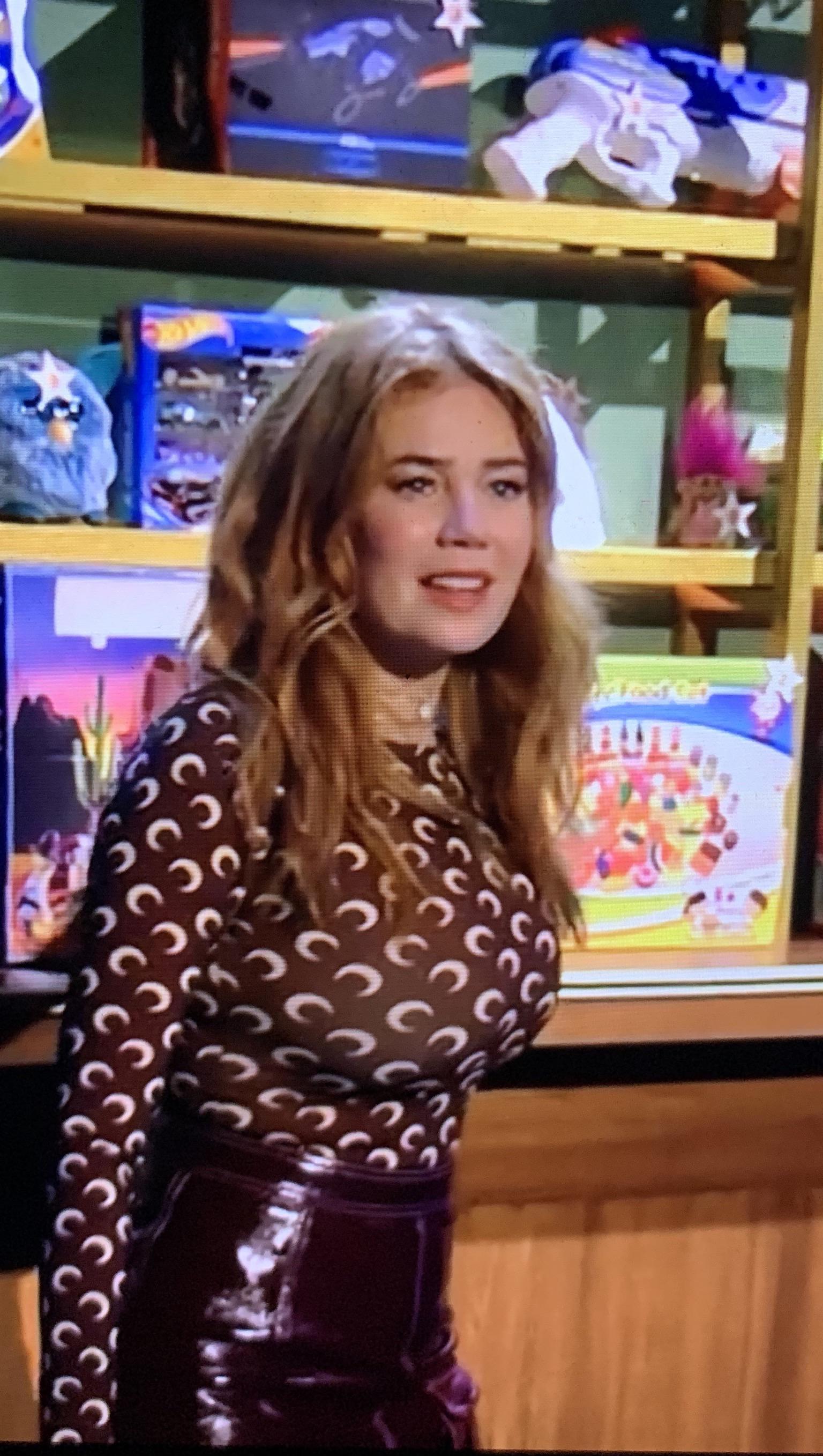 Palina bei Late Night Berlin | Scrolller