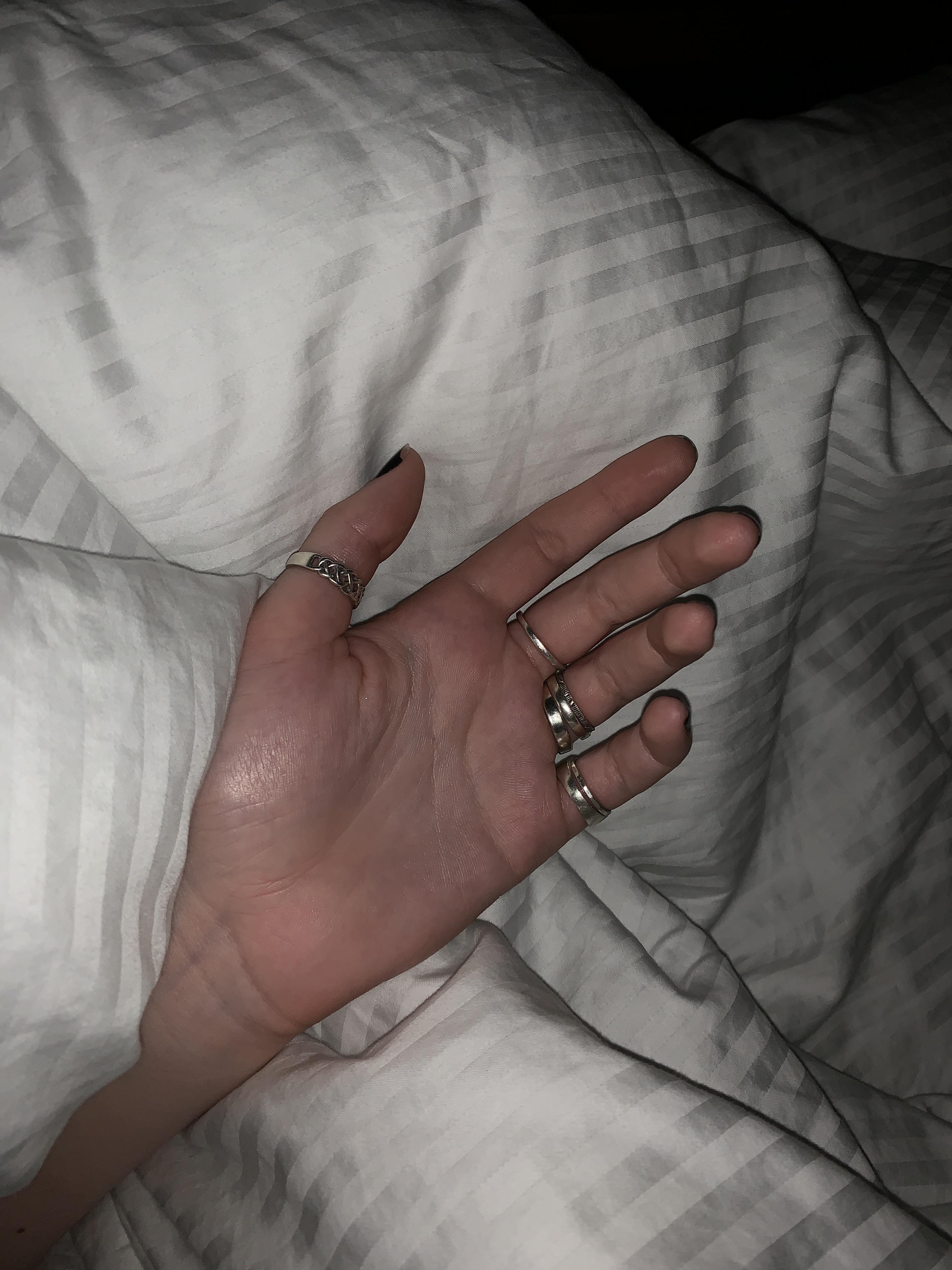 Palms up | Scrolller