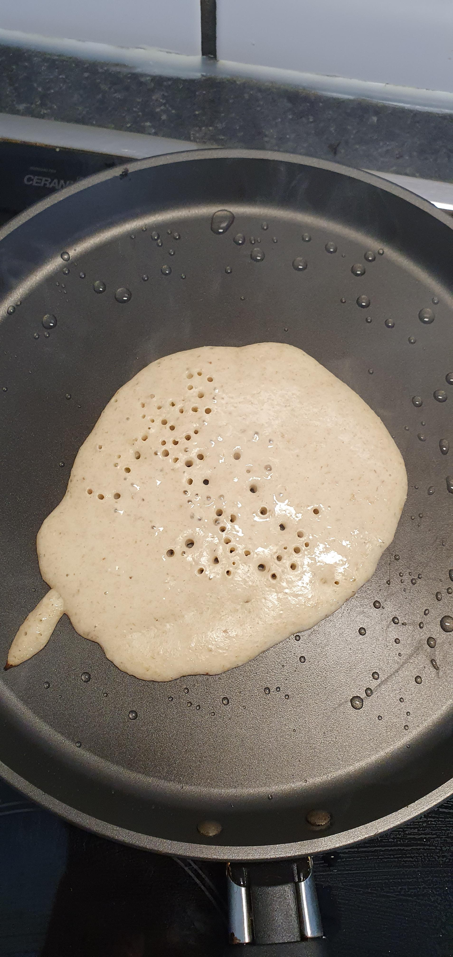 Pancake holes | Scrolller