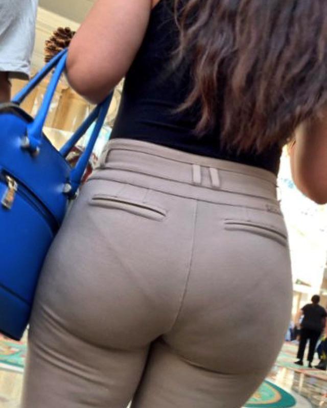 Panty line | Scrolller