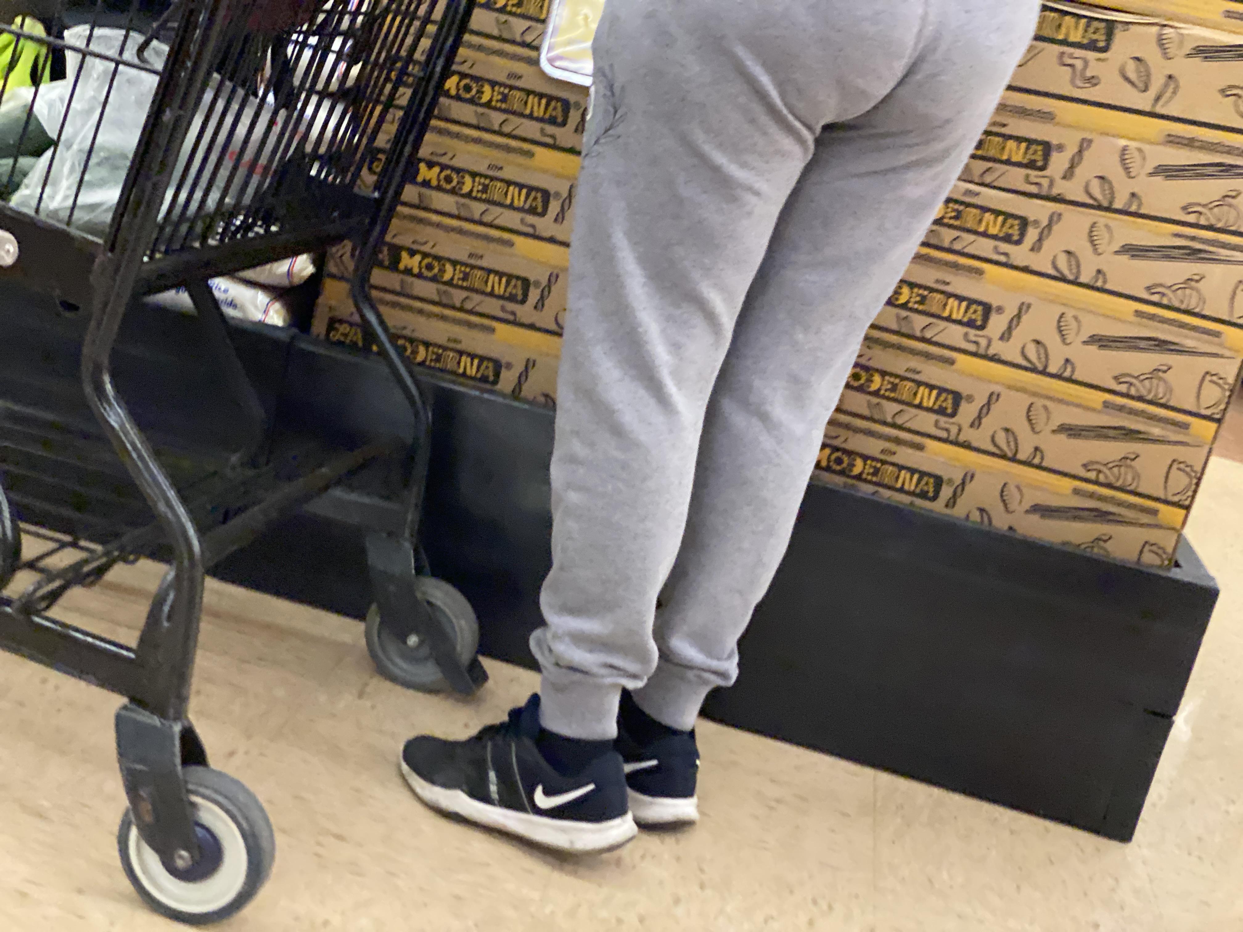 Panty lines | Scrolller