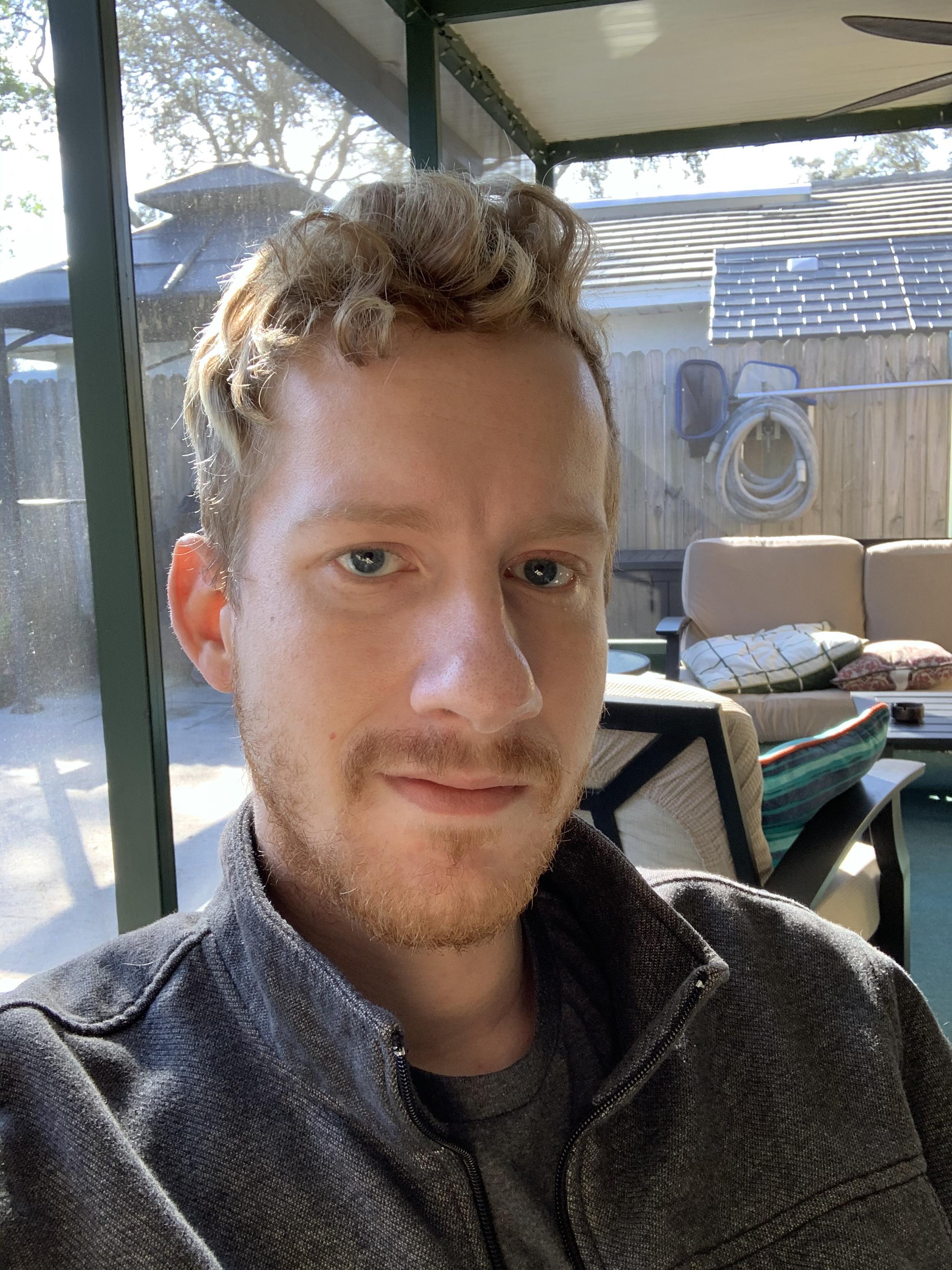 Pardon the bed head. | Scrolller