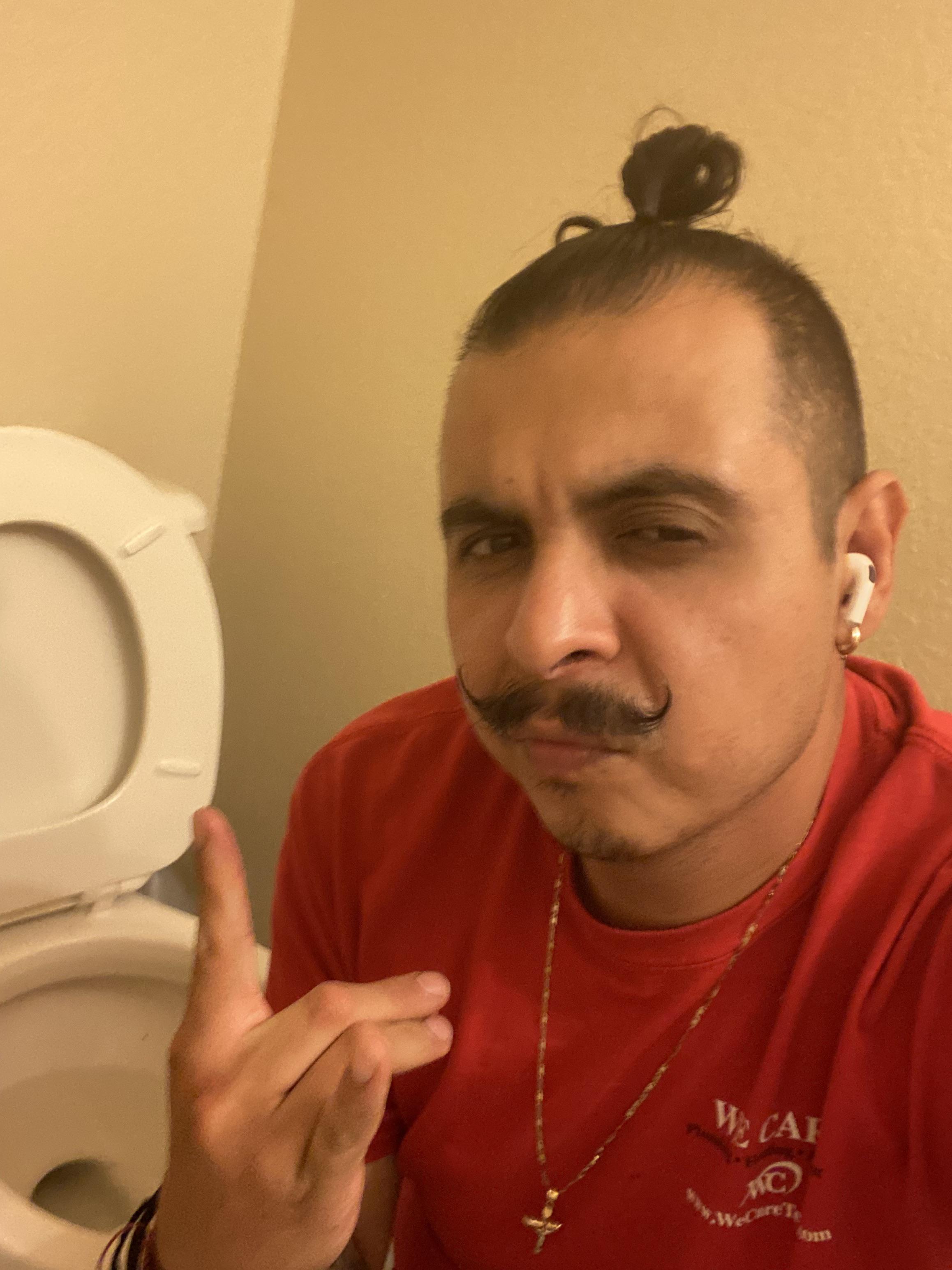 Party hardy | Scrolller