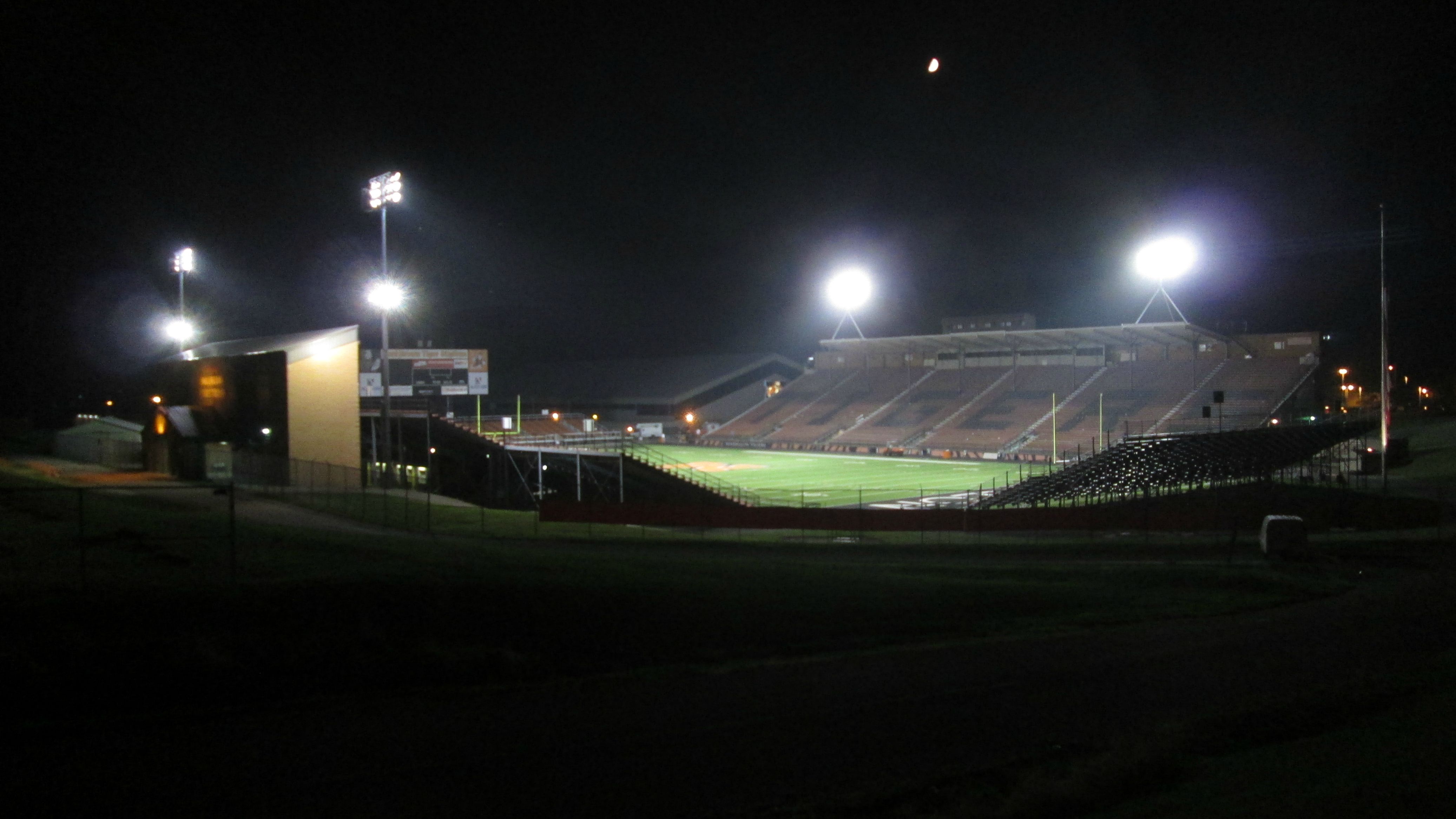 Paul Brown Tiger Stadium, Massillon, Ohio, USA [4147×2332] | Scrolller