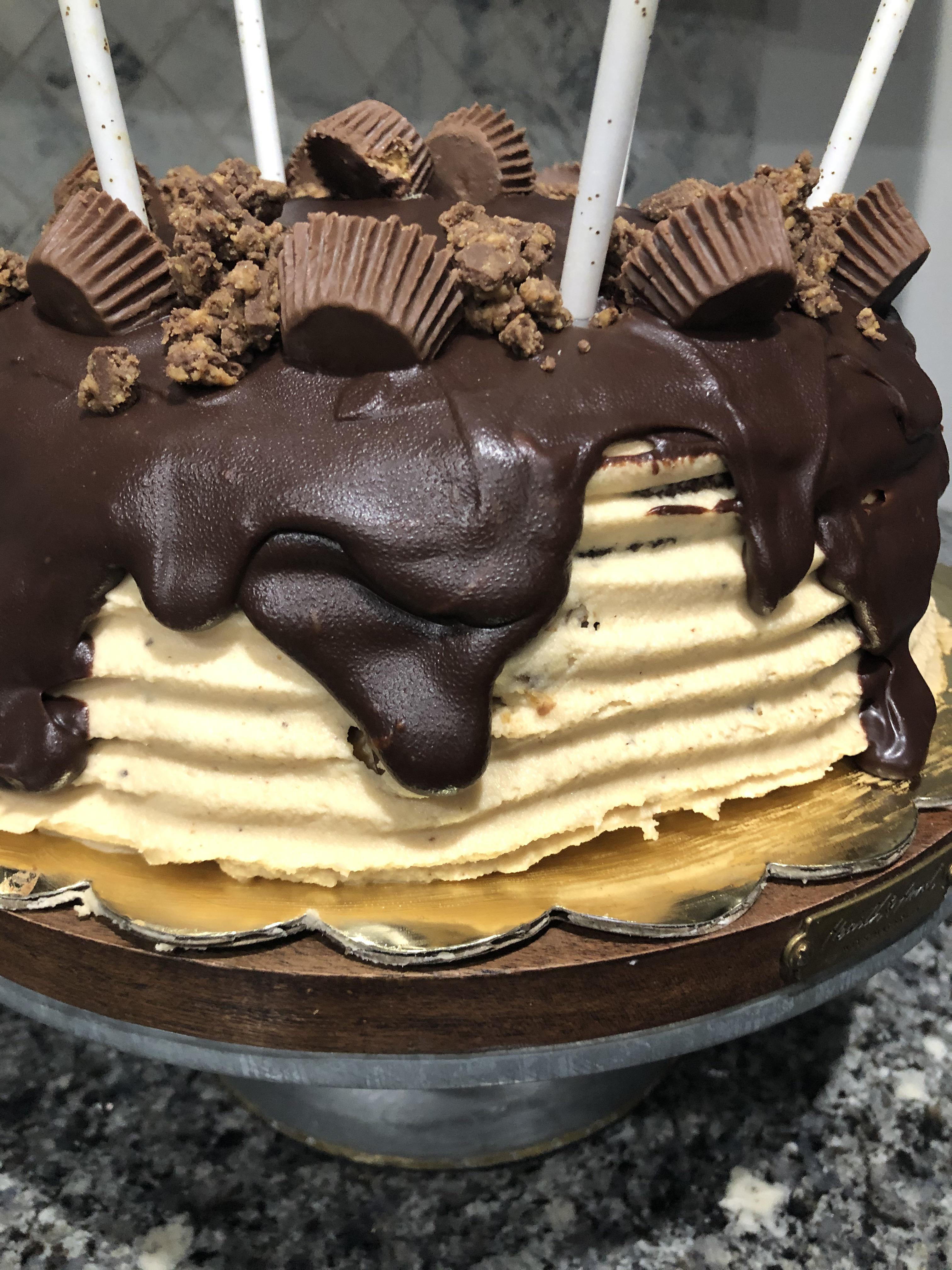 Peanut Butter Chocolate Cake - still refining my aesthetics but the flavor was 👌🏼 | Scrolller