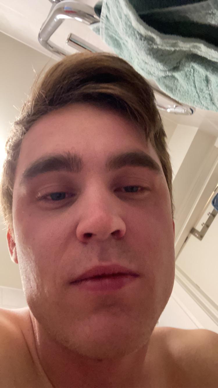 Peeing sitting down this morning | Scrolller