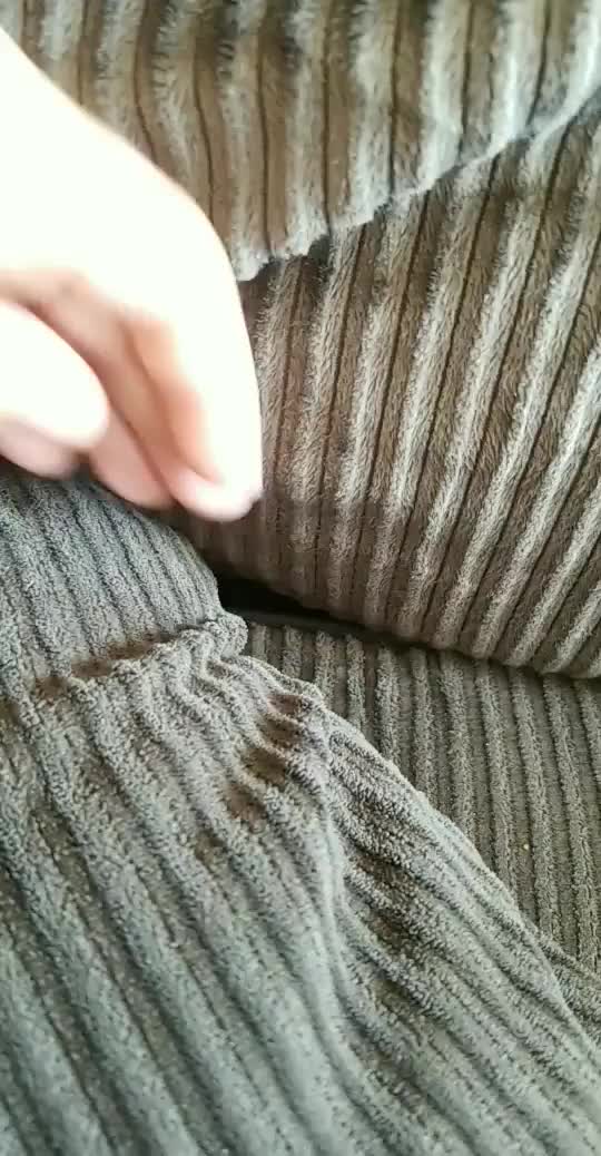 peekaboo | Scrolller