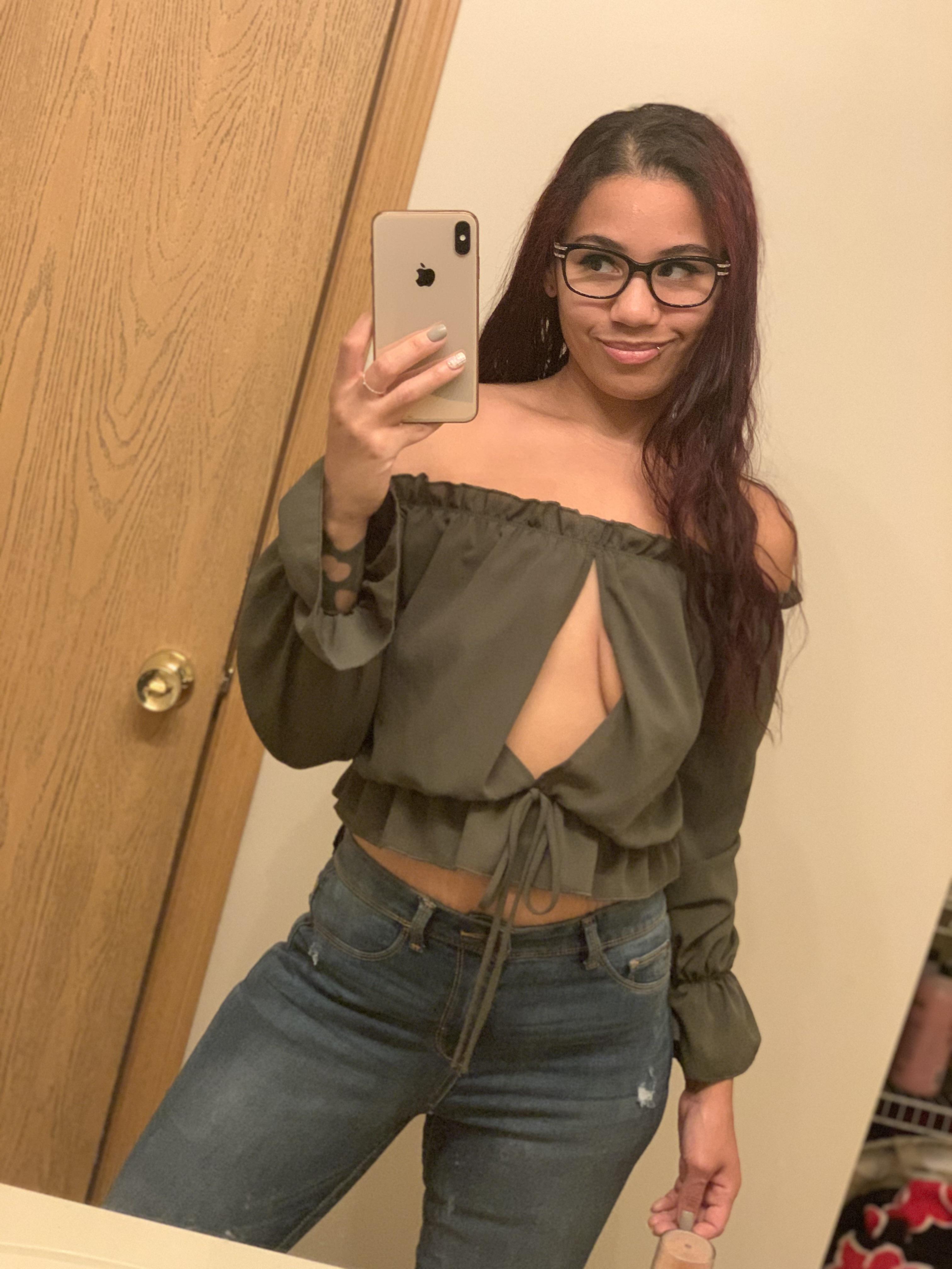 Peekaboo 🙈 I see you 🙉 | Scrolller