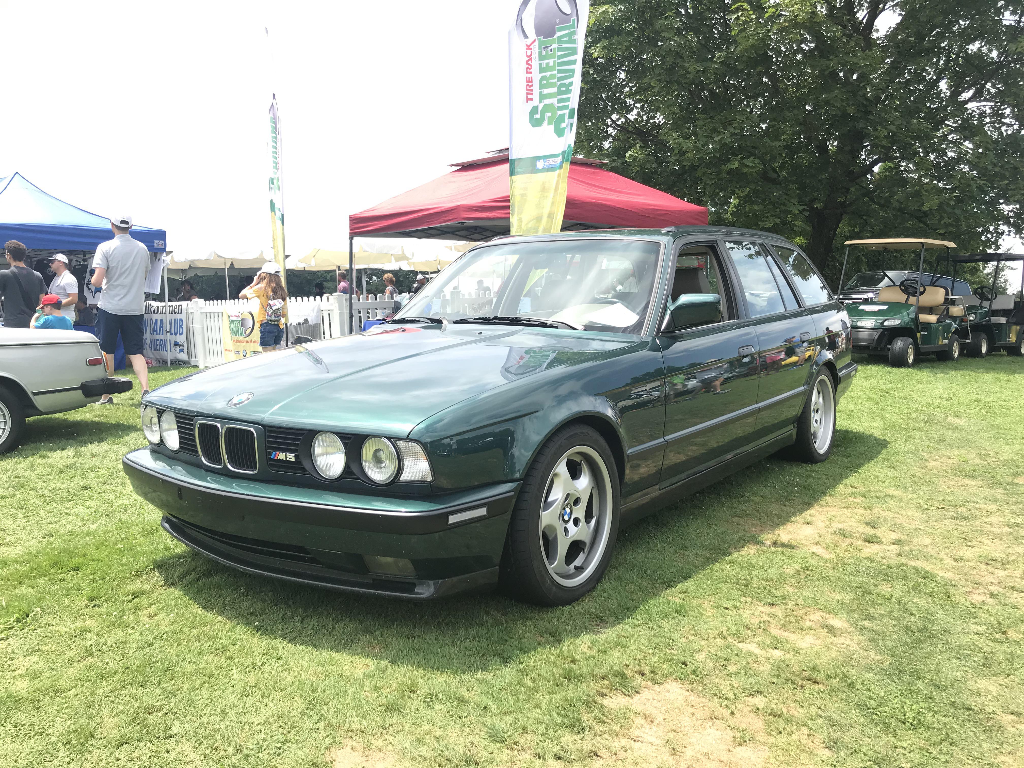 Peeked this e34 M5 touring at the Pgh vintage grand prix | Scrolller
