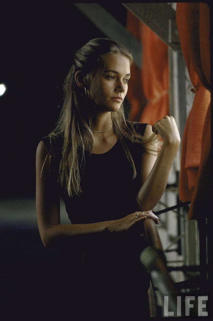 Peggy Lipton, 1970 | Scrolller