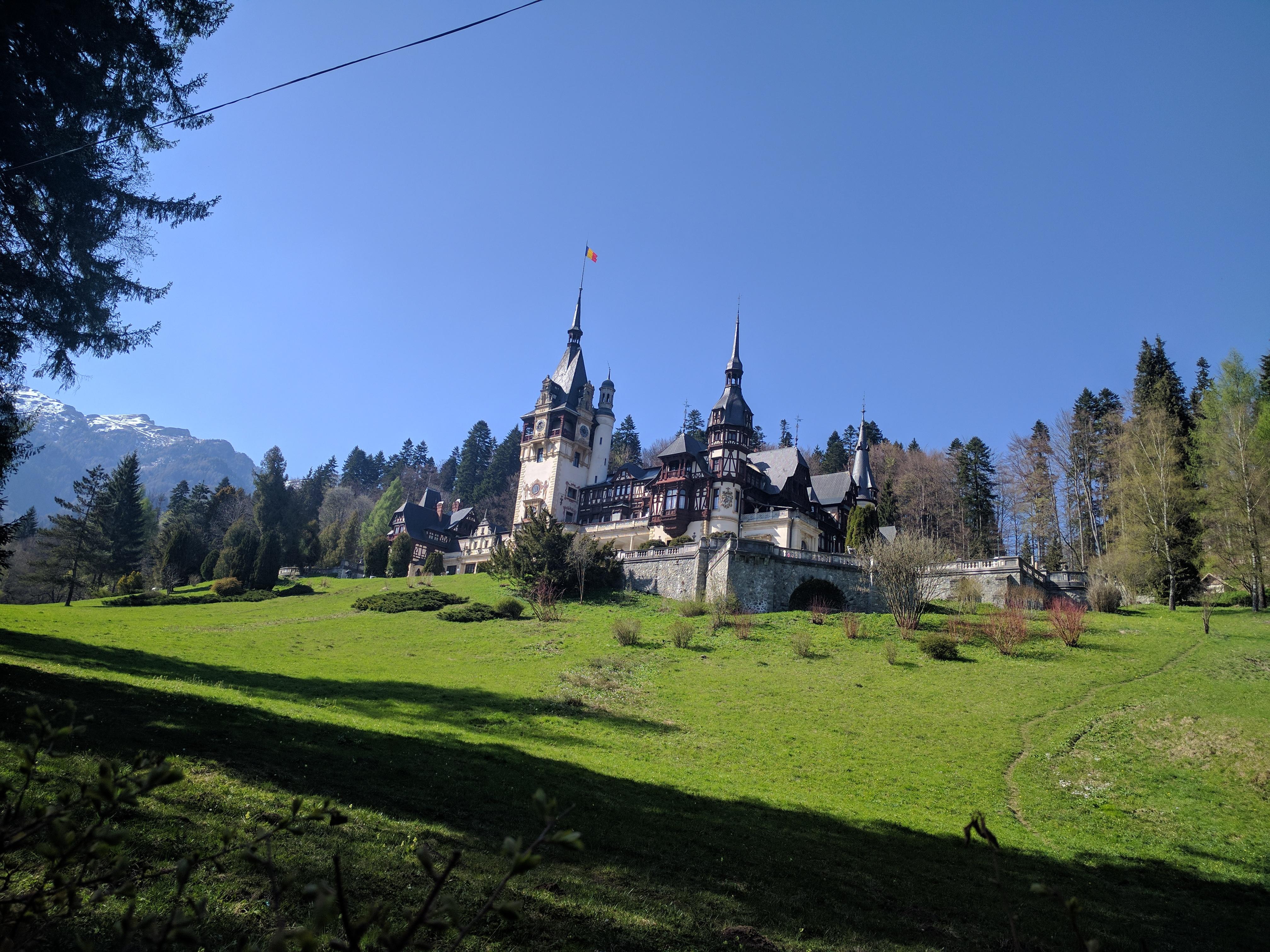 Peleș Castle, Sinaia, Romania [OC] | Scrolller