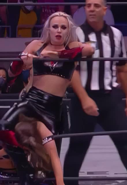 Penelope Ford | Scrolller