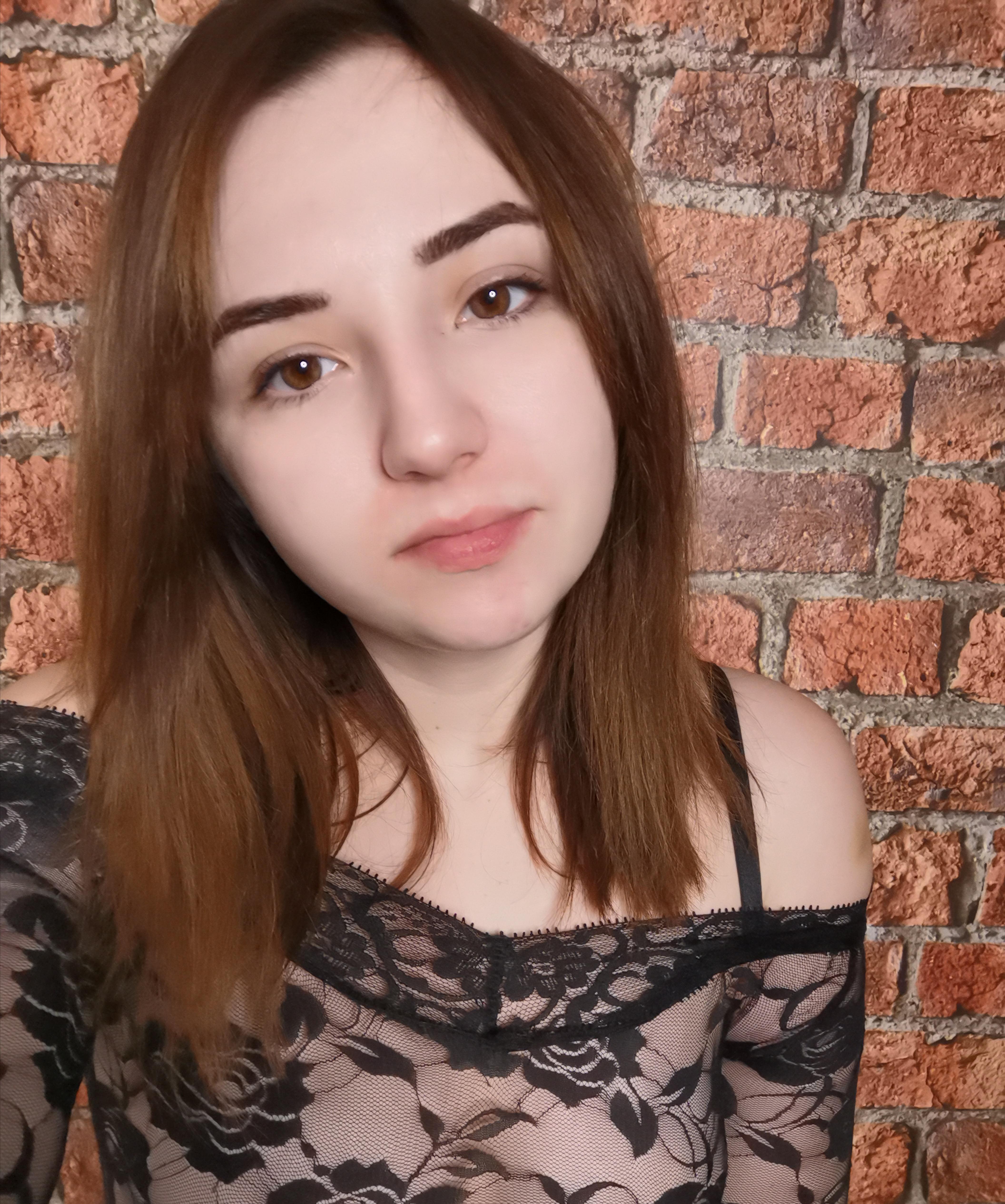 Personally I love having brown eyes (over18) | Scrolller