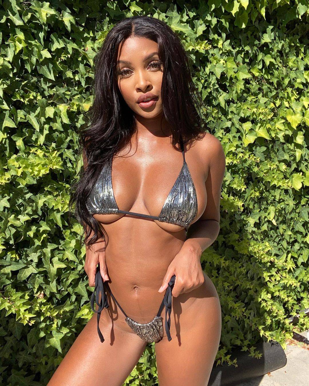 Phoenix Skye | Scrolller