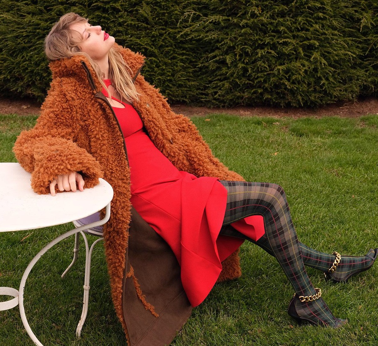 Photo from EW new edition. | Scrolller