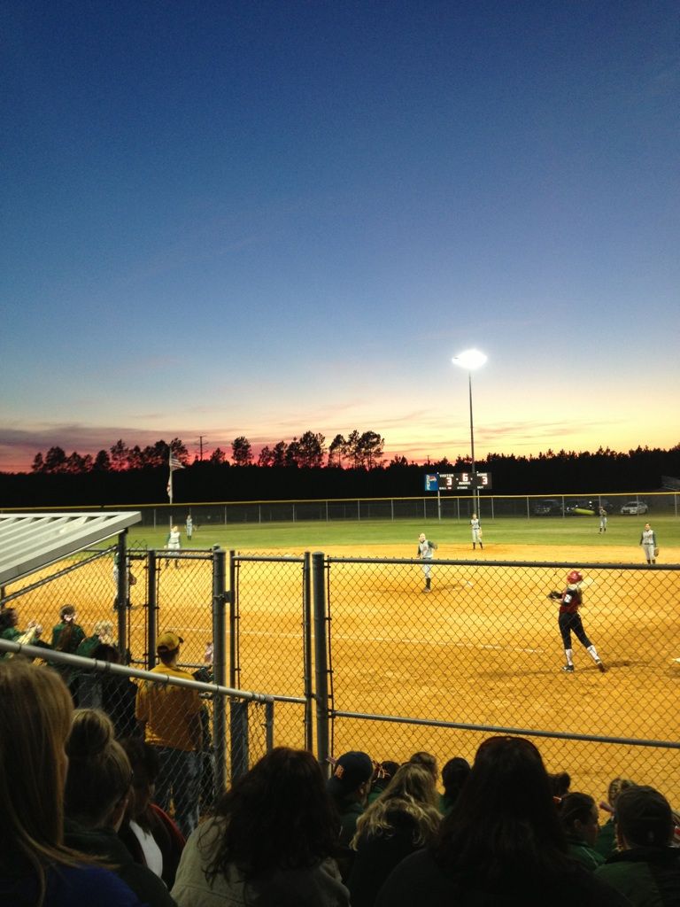 Picture I took at the softball park | Scrolller