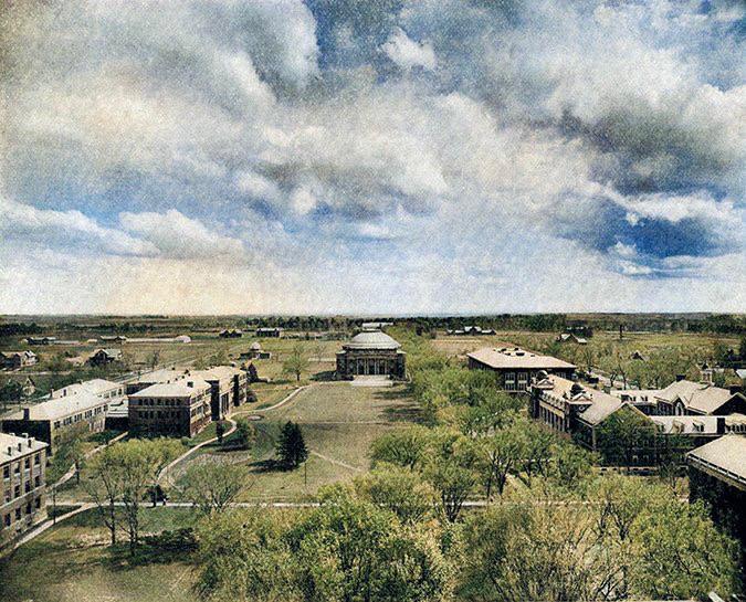 Picture of the Quad from 1915 | Scrolller