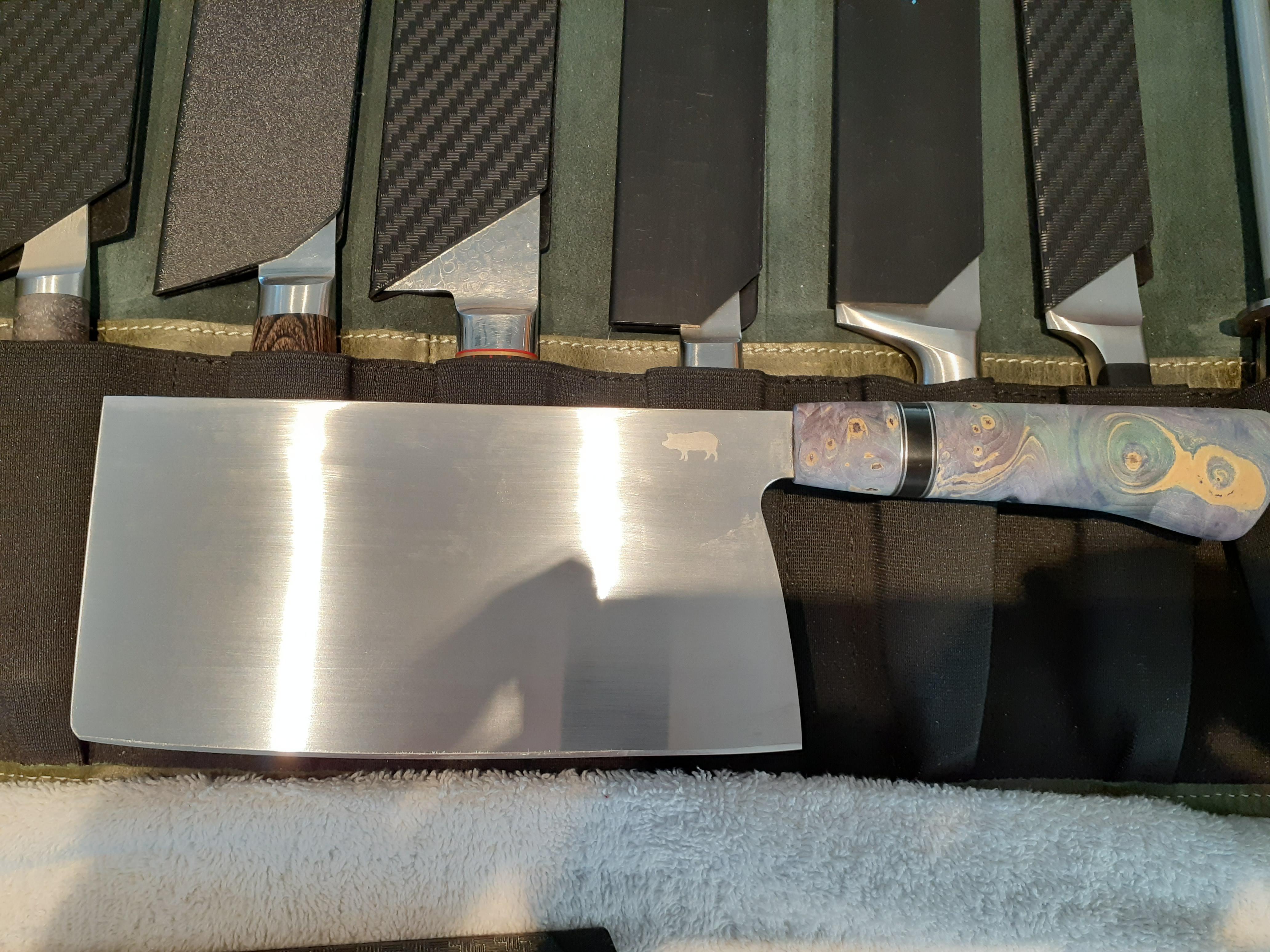 Pig Iron Forge Chinese Cleaver 💪🔪 | Scrolller