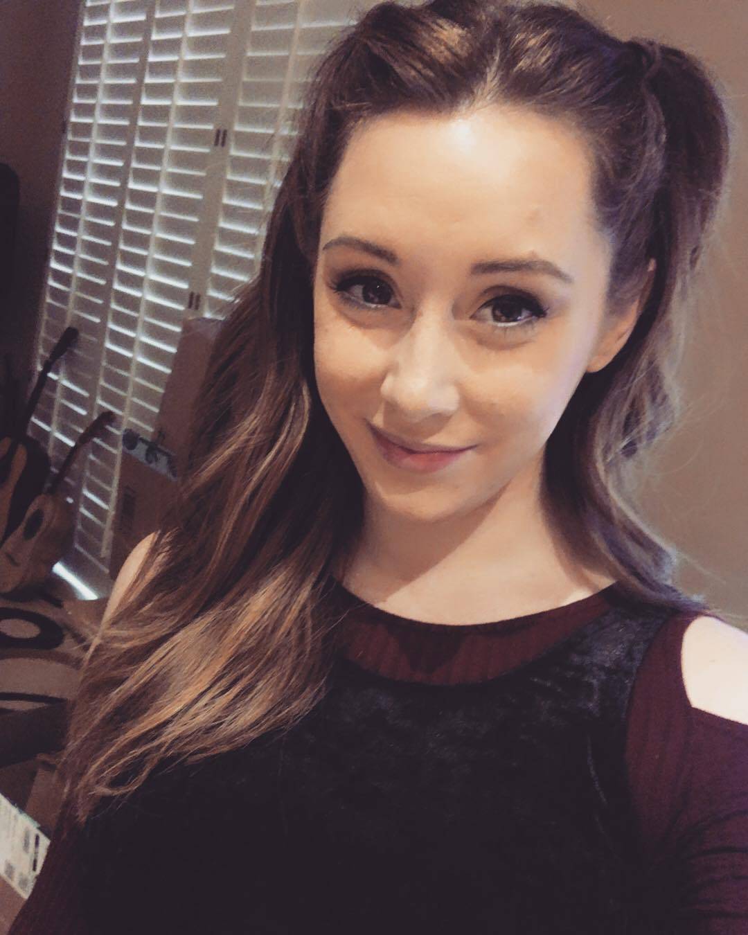 Pig Tails Scrolller