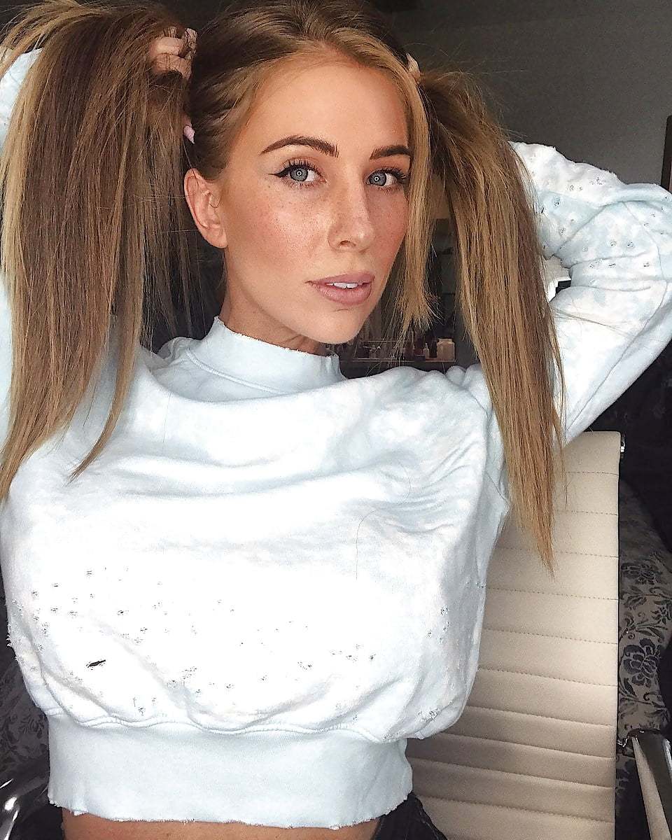 Pig Tails Scrolller