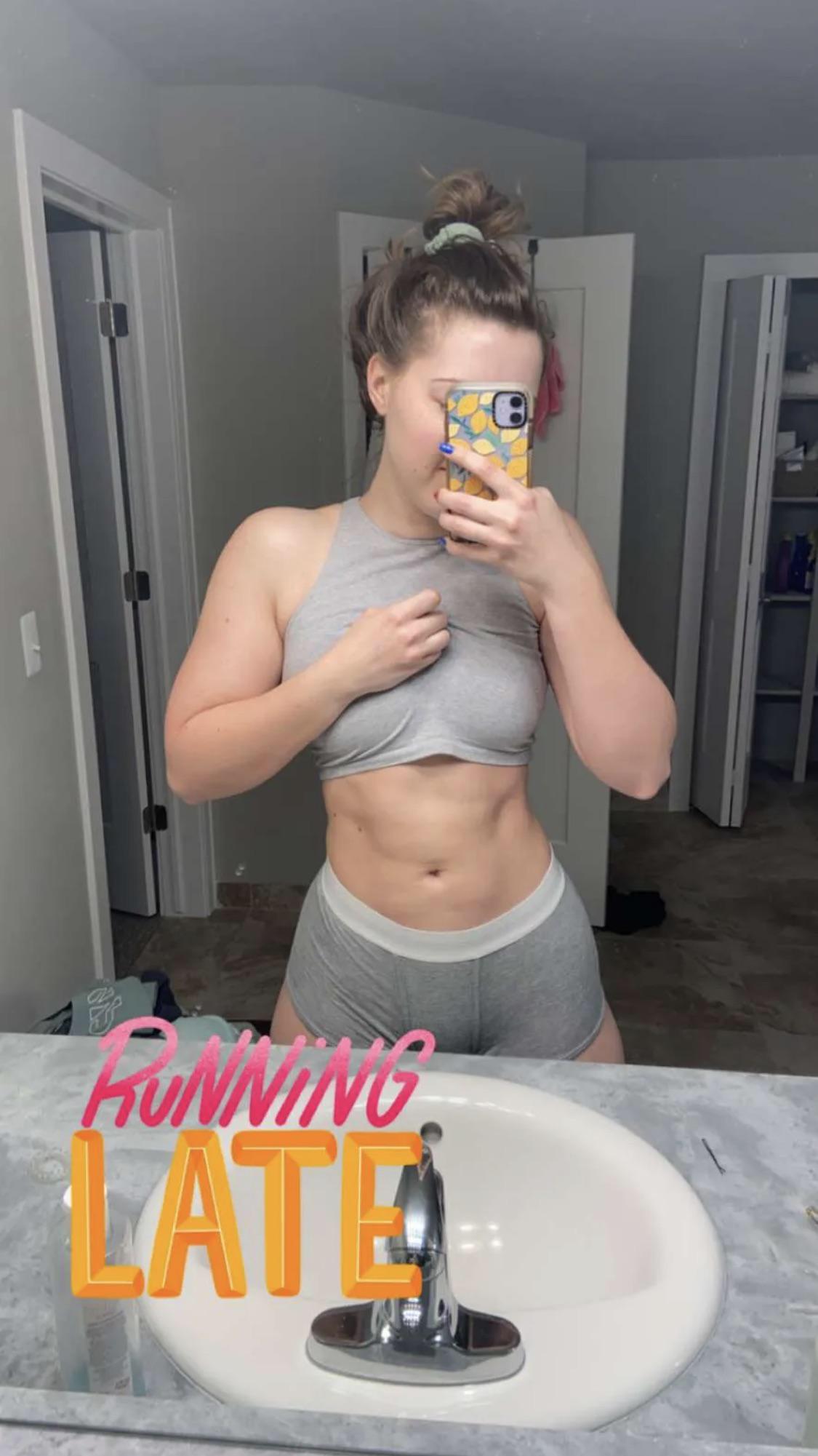 Pineapplebrat | Scrolller