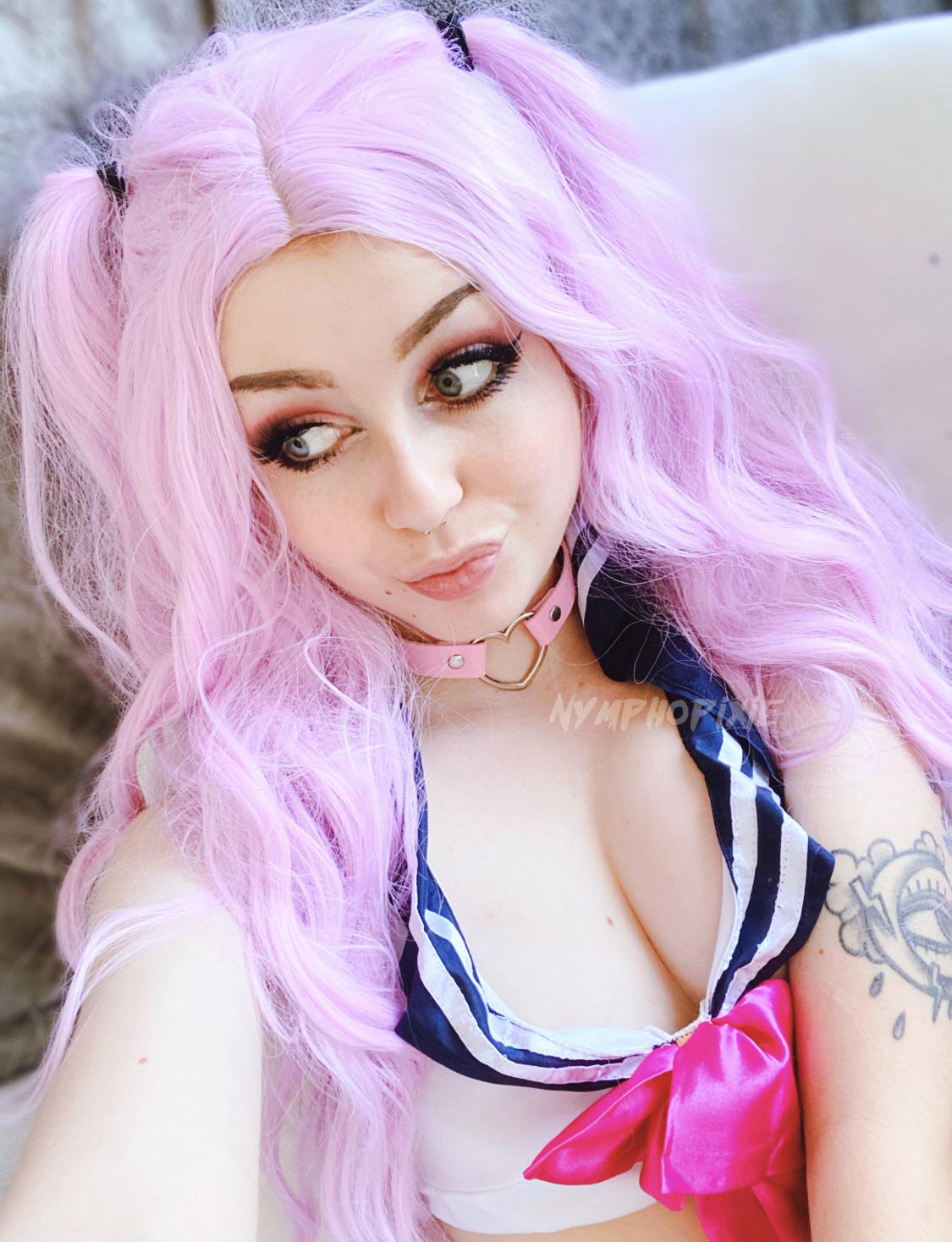 pink princess | Scrolller