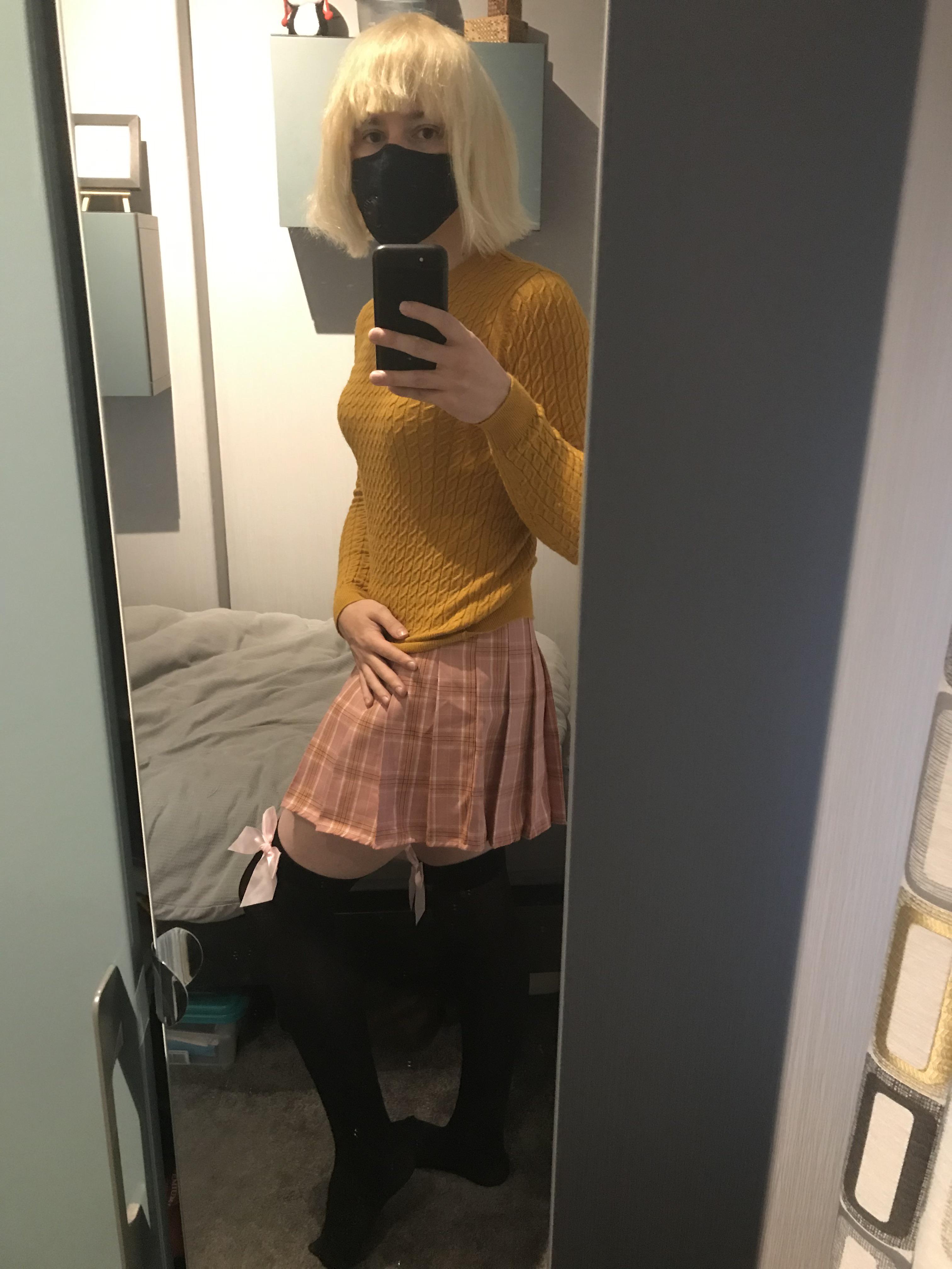 Pink to make the boys wink x | Scrolller