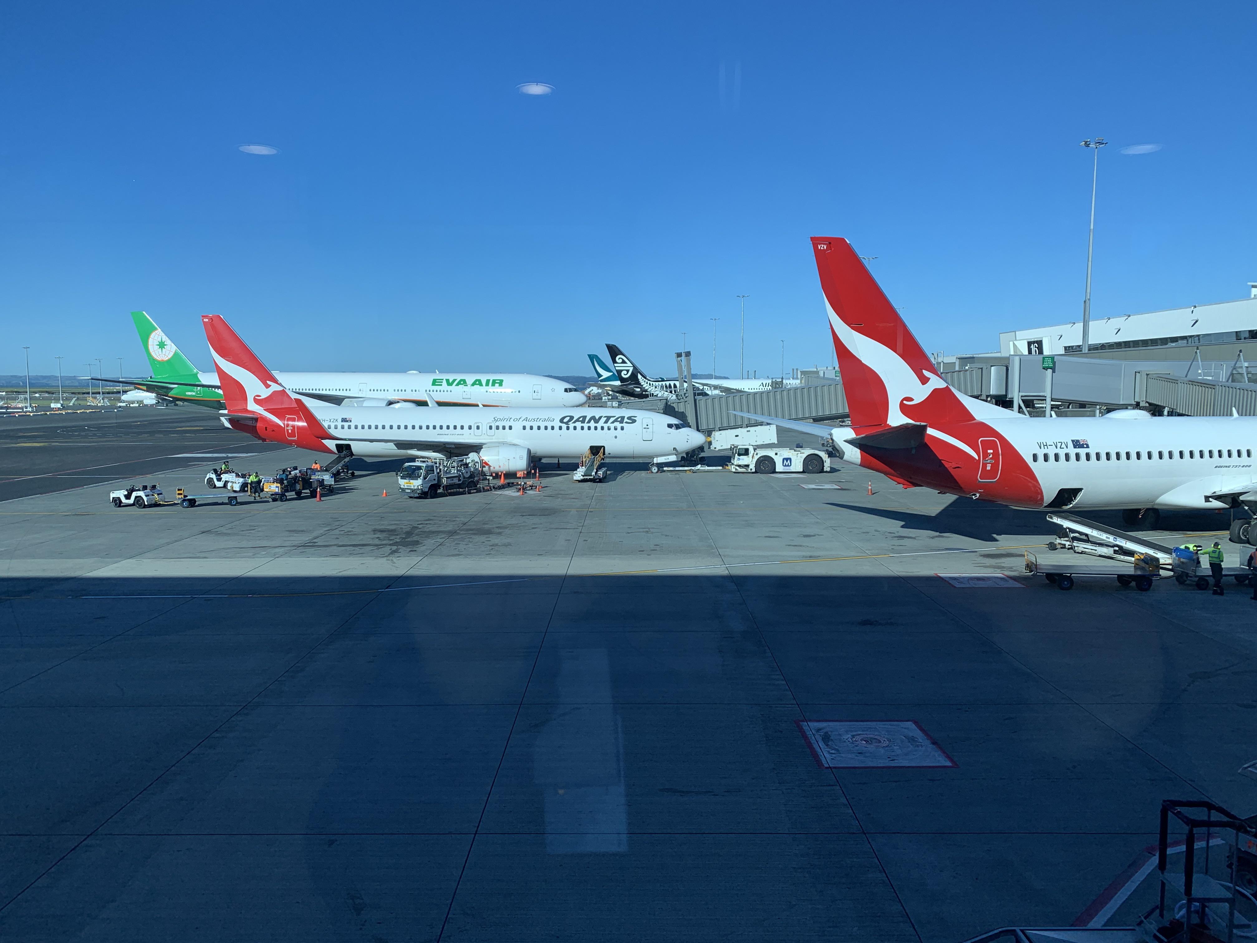 Planes departing from Auckland International Airport | Scrolller