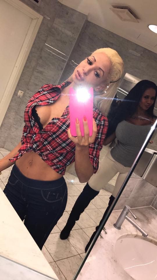 Plastic doll | Scrolller