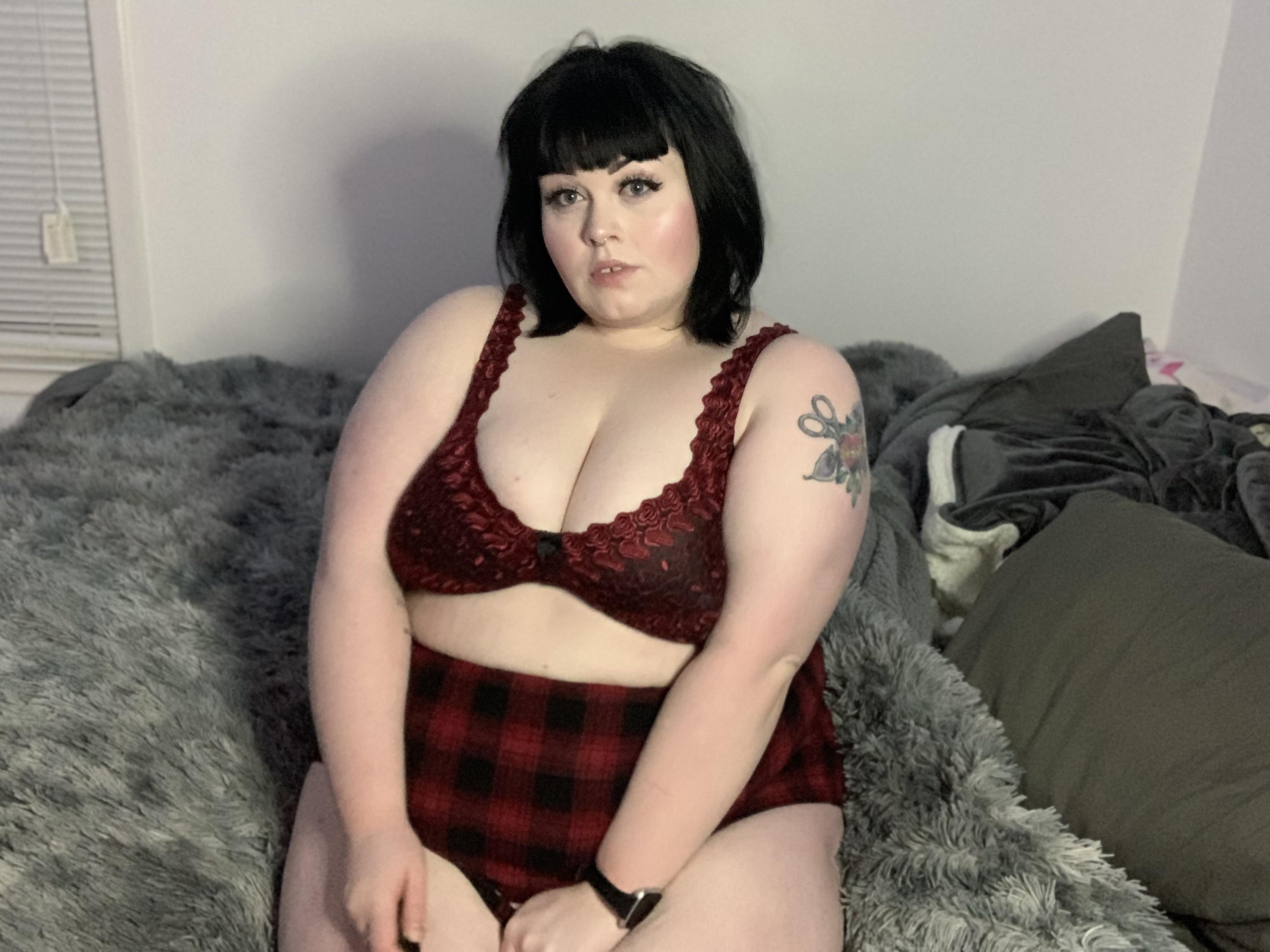 Plus Size Free Monthly Subscription! 💕LINK IN COMMENTS 💕 | Scrolller