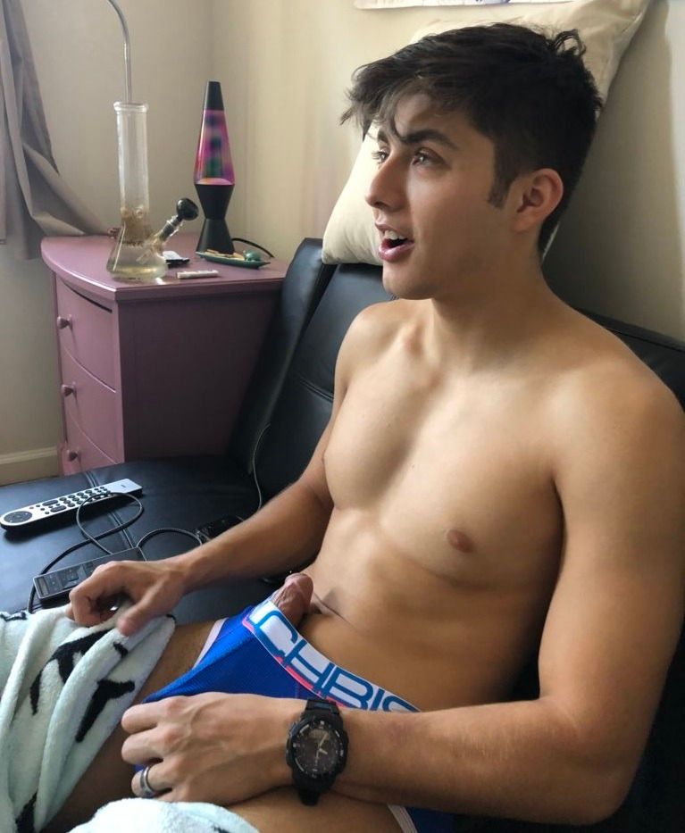 Poking Out | Scrolller