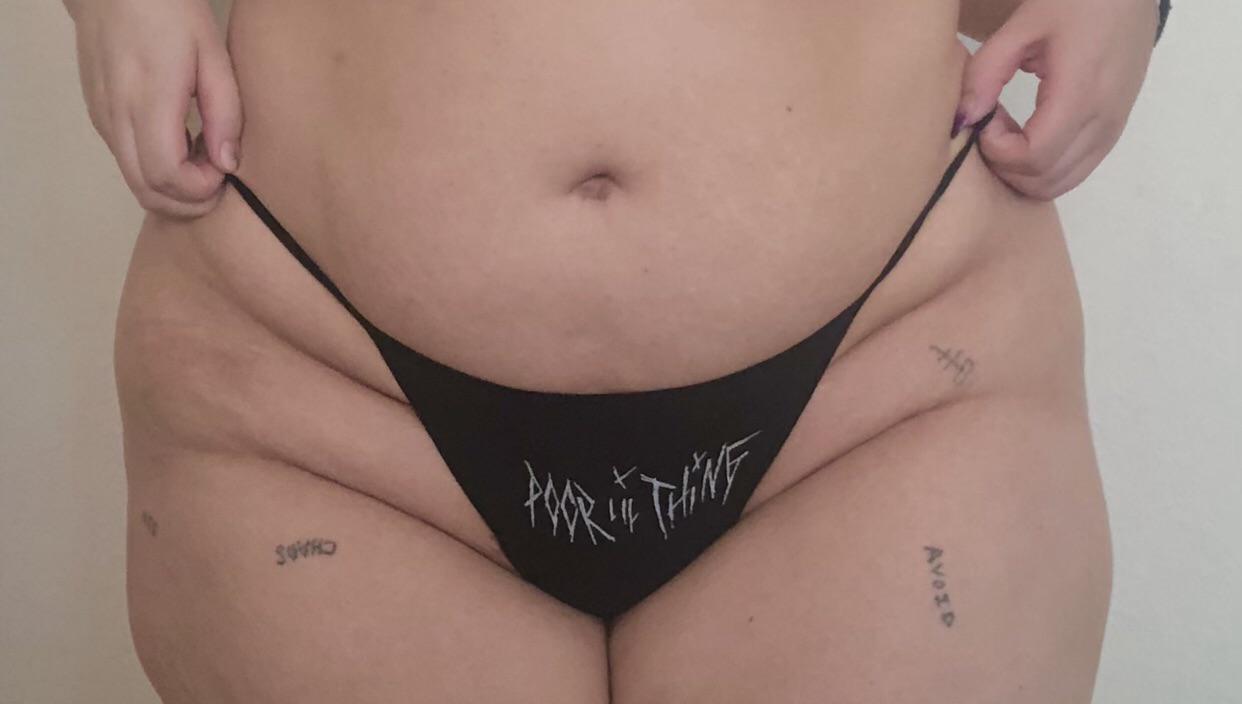 poor lil thing | Scrolller