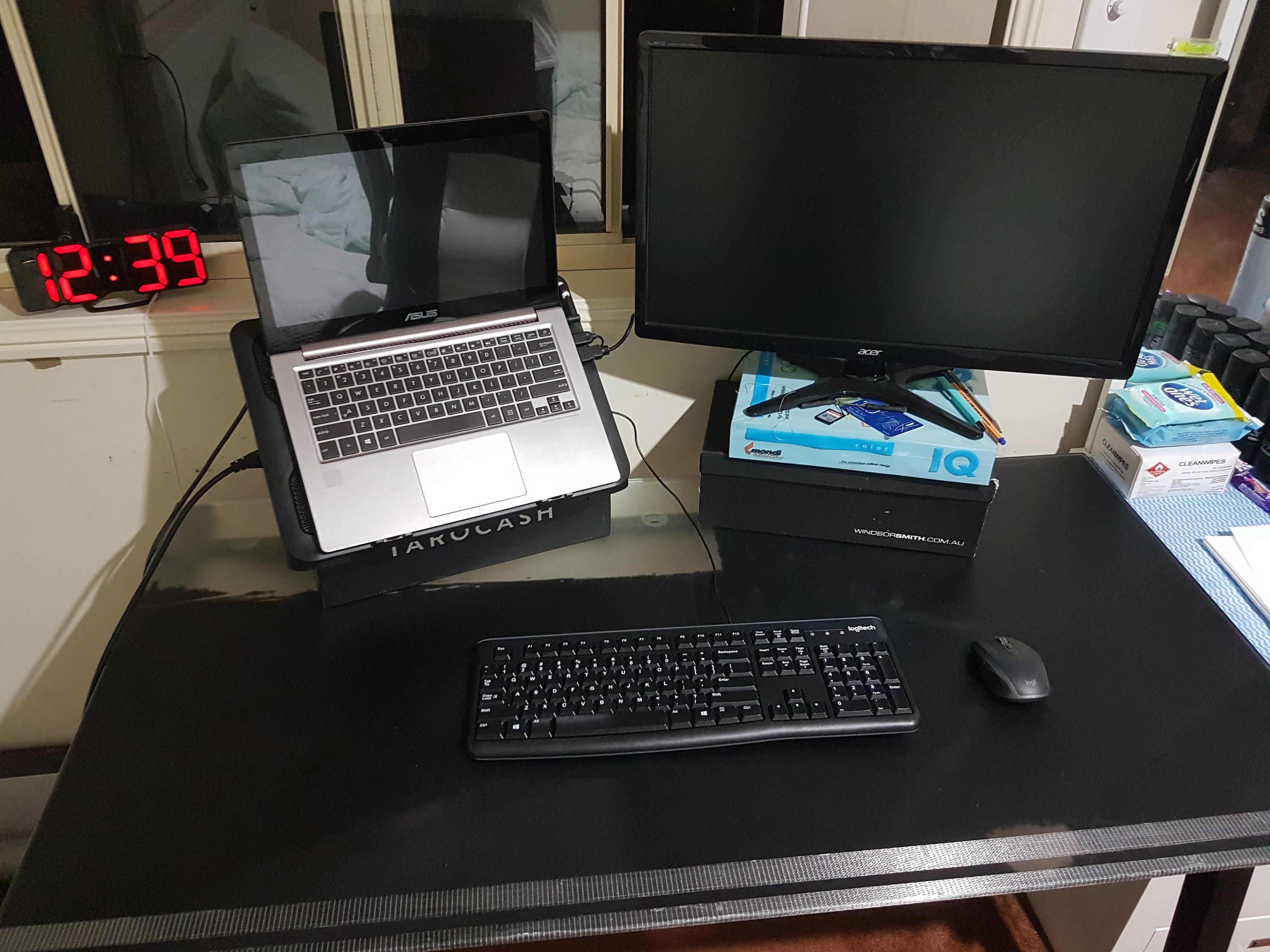 Poor Student Setup | Scrolller