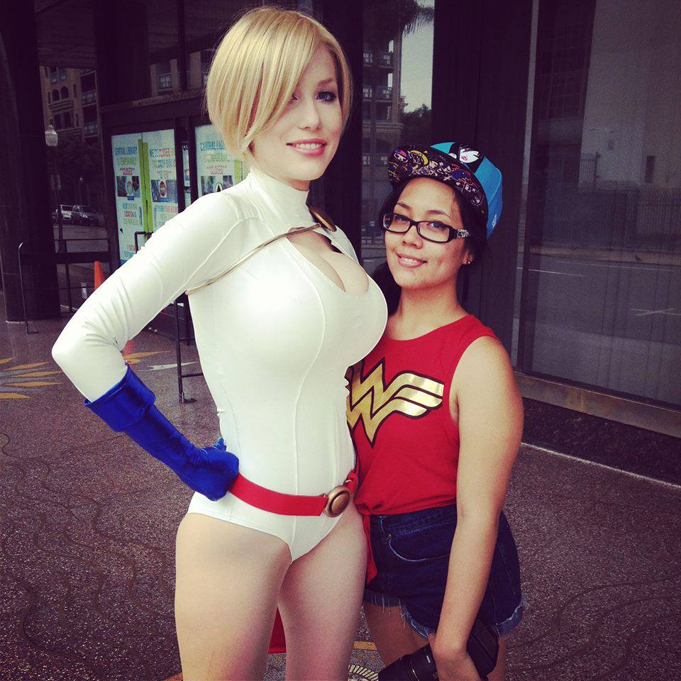 Power Girl & Wonder Girl | Scrolller