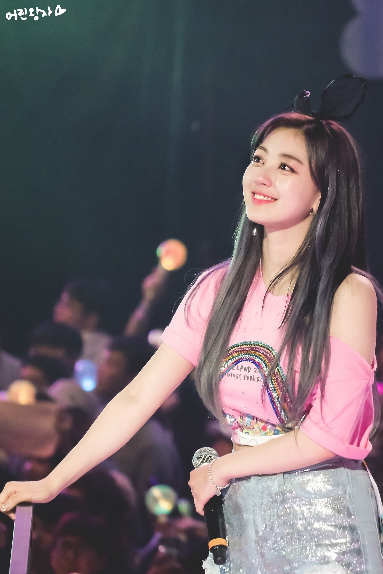 Precious Jihyo | Scrolller