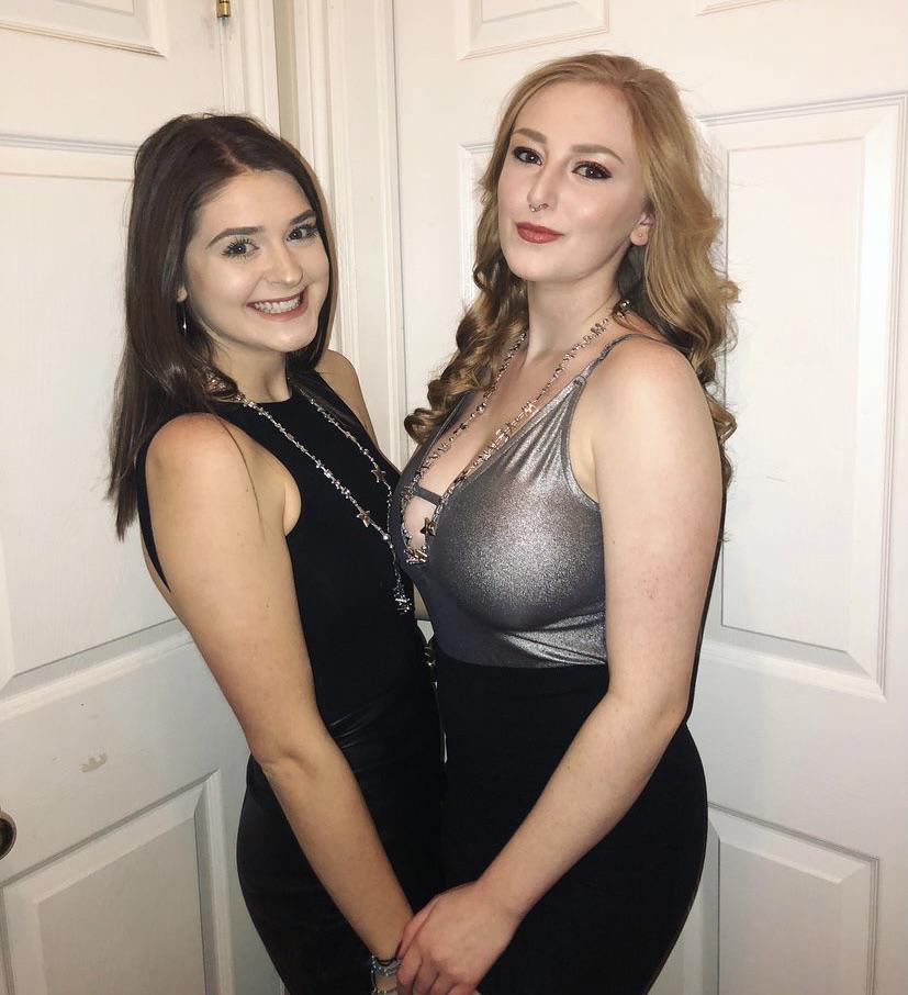 Pressed together | Scrolller