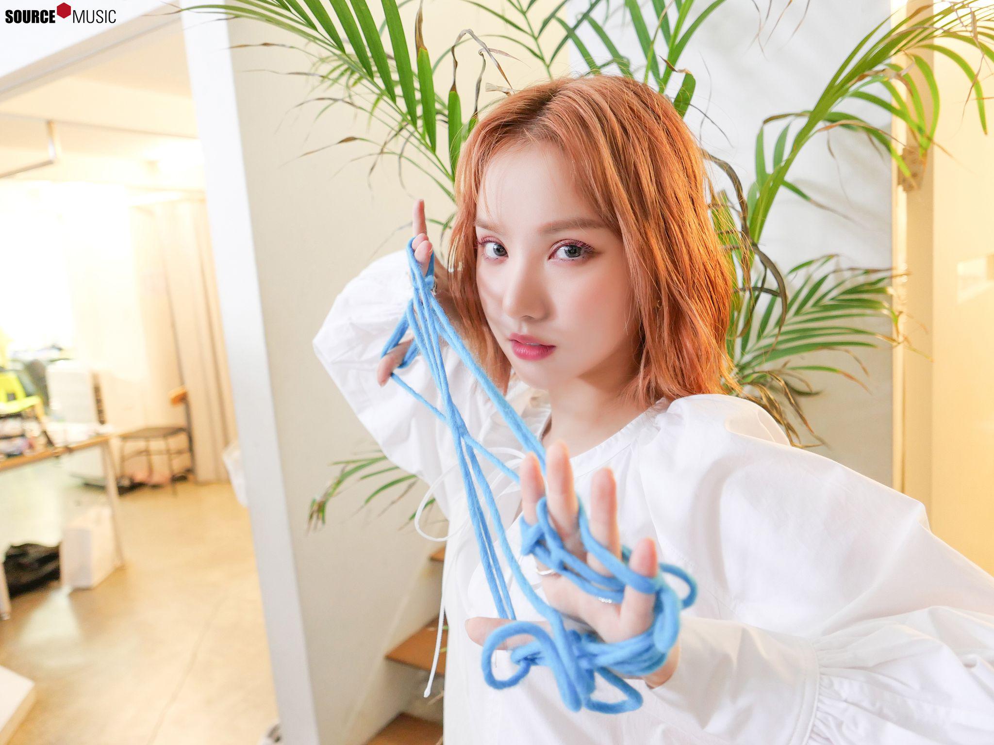 Pretty Eunha! | Scrolller